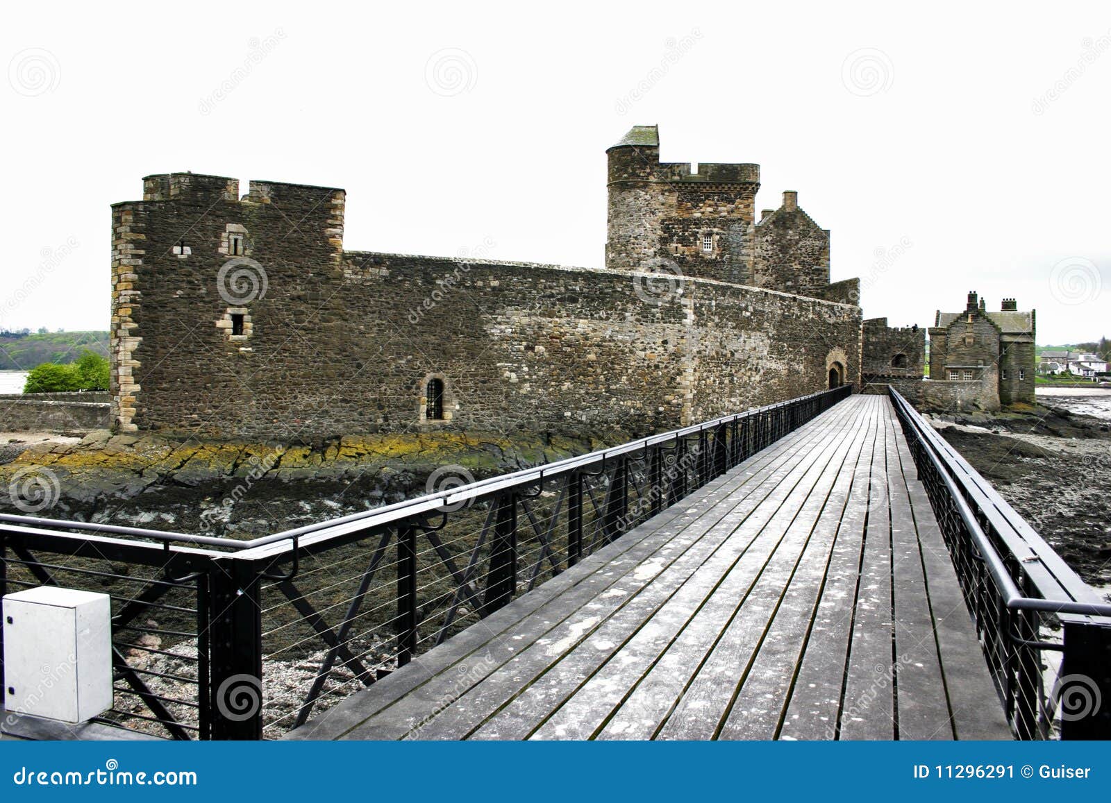 Blackness Castle stock image. Image of defense, battlements - 11296291