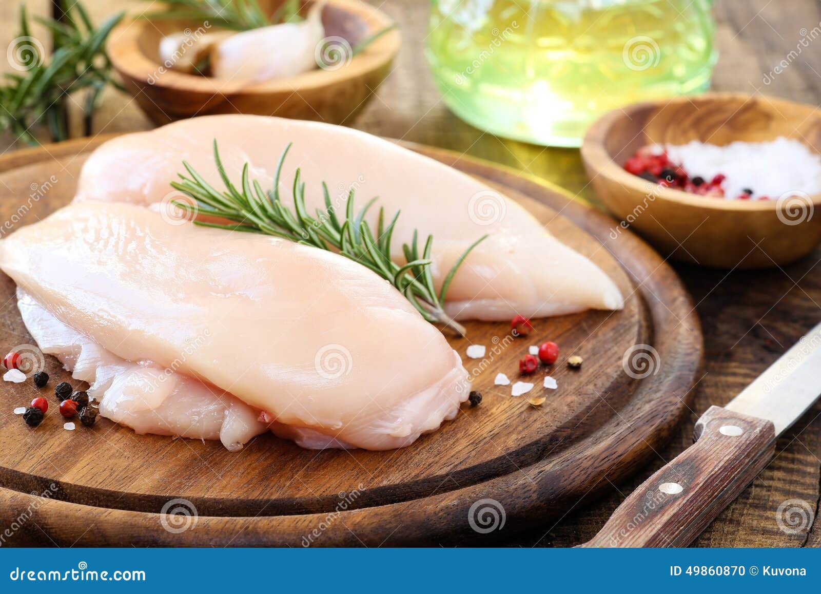 Blanc de poulet cru photo stock. Image du sein, cuisine - 49860870