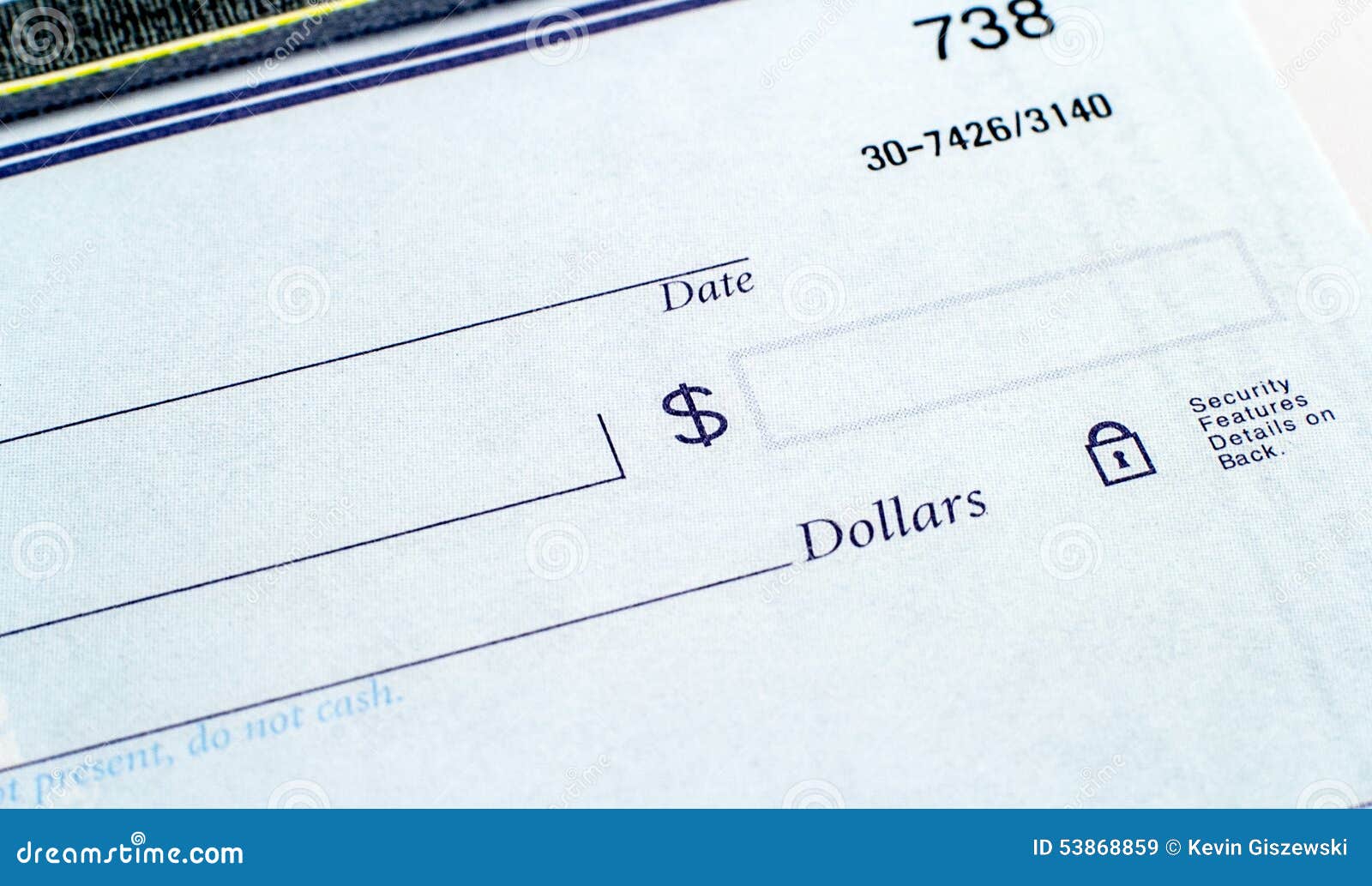 Blanco cheque stock afbeelding. Image of geschreven, dozen - 53868859