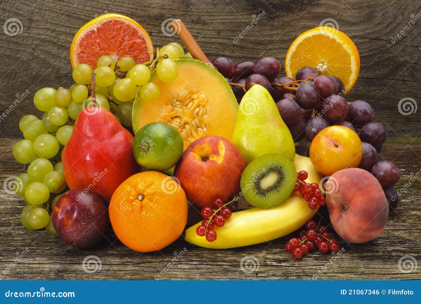 Blandade frukter arkivfoto. Bild av bakgrund, banan, ätligt - 21067346