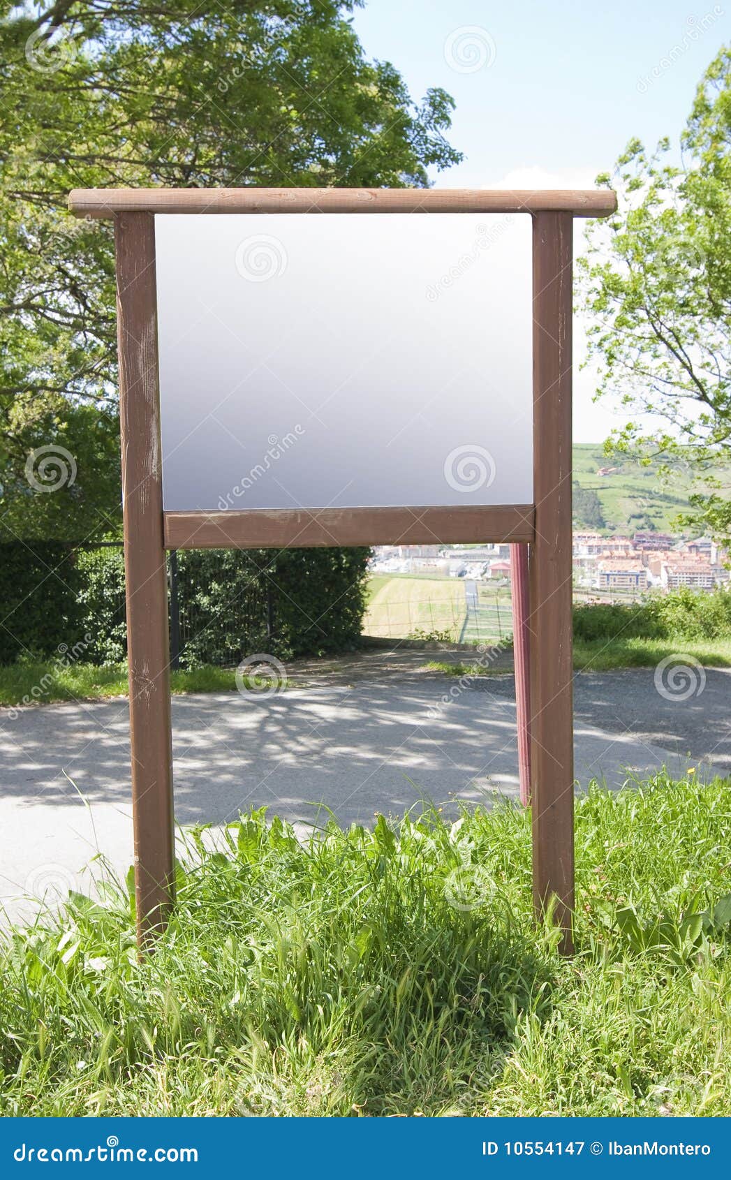Blank bulletin board stock image. Image of note, nature - 10554147