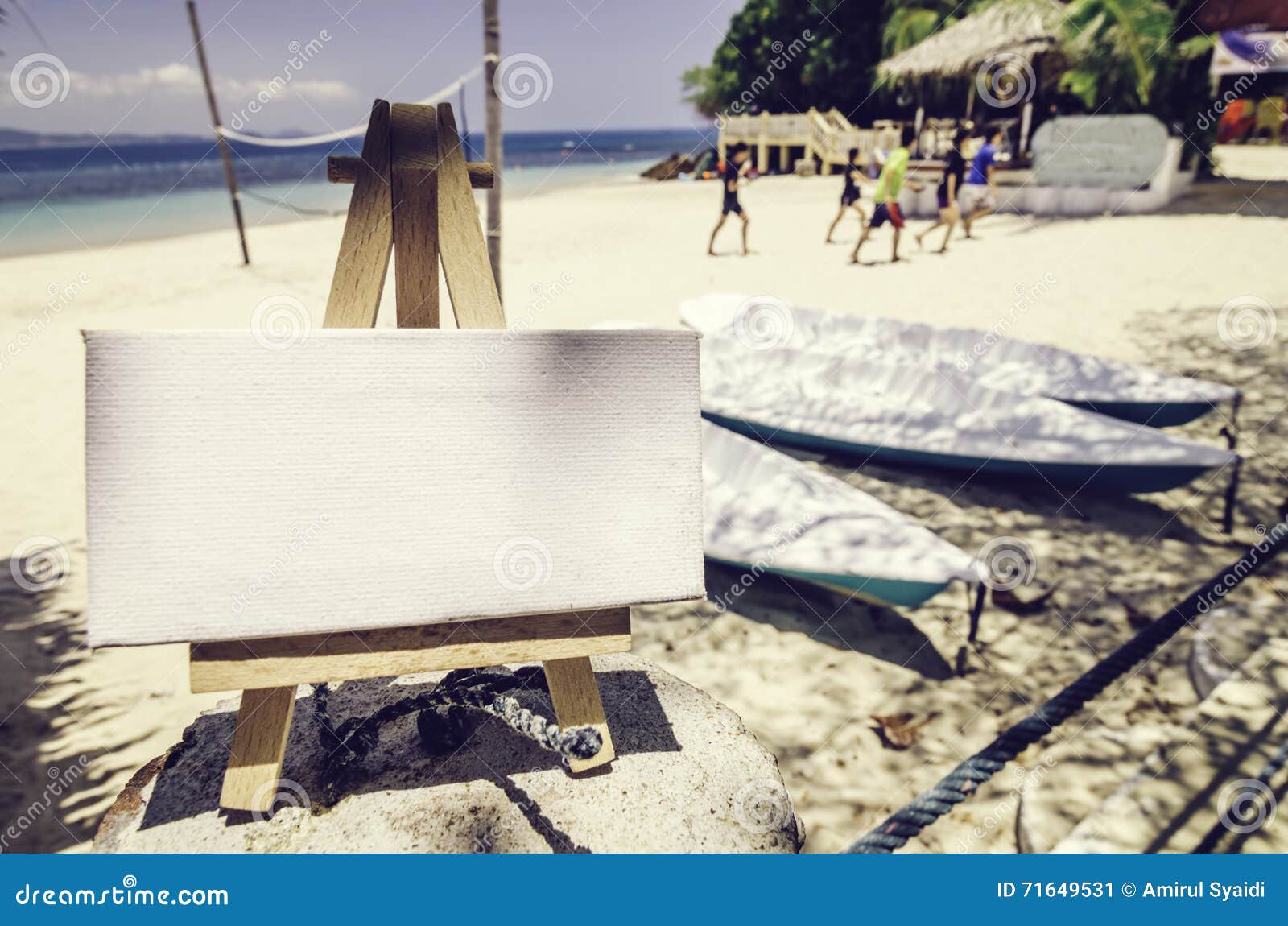 Blank Canvas Frame with Easel.blurred Image Background, Tropical Beach ...