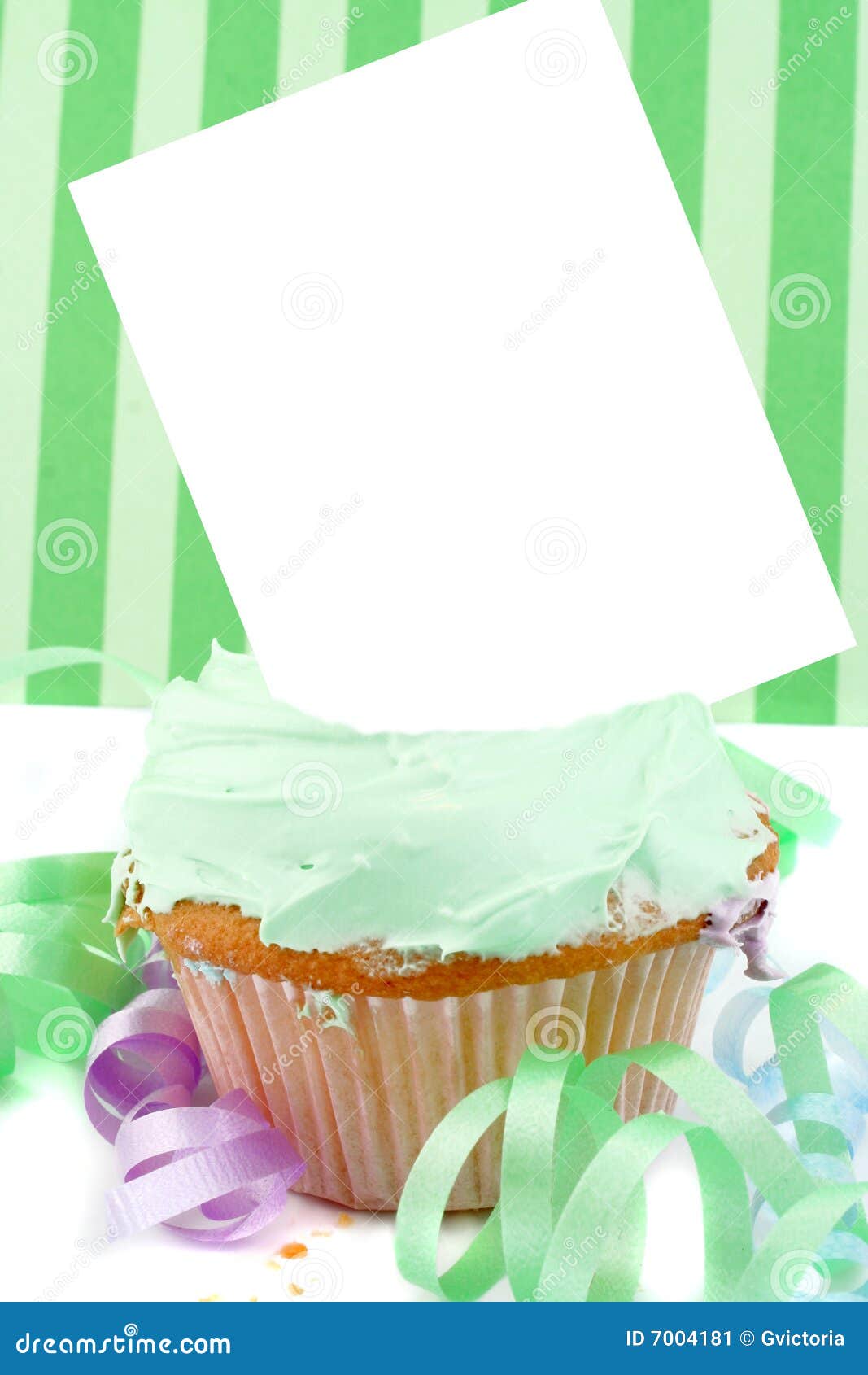 Blank card cupcake stock image. Image of delicious, decorations - 7004181