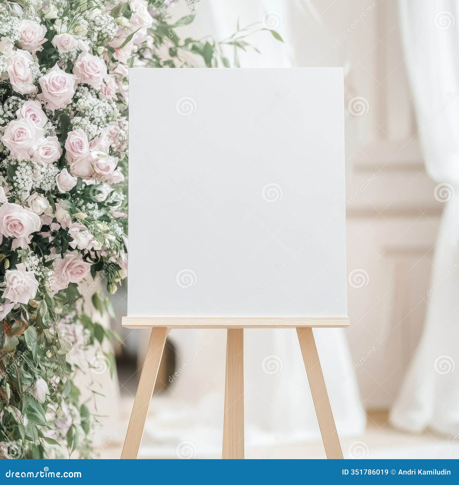 Blank Empty Easel Sign Board Mockup Stock Illustration - Illustration ...