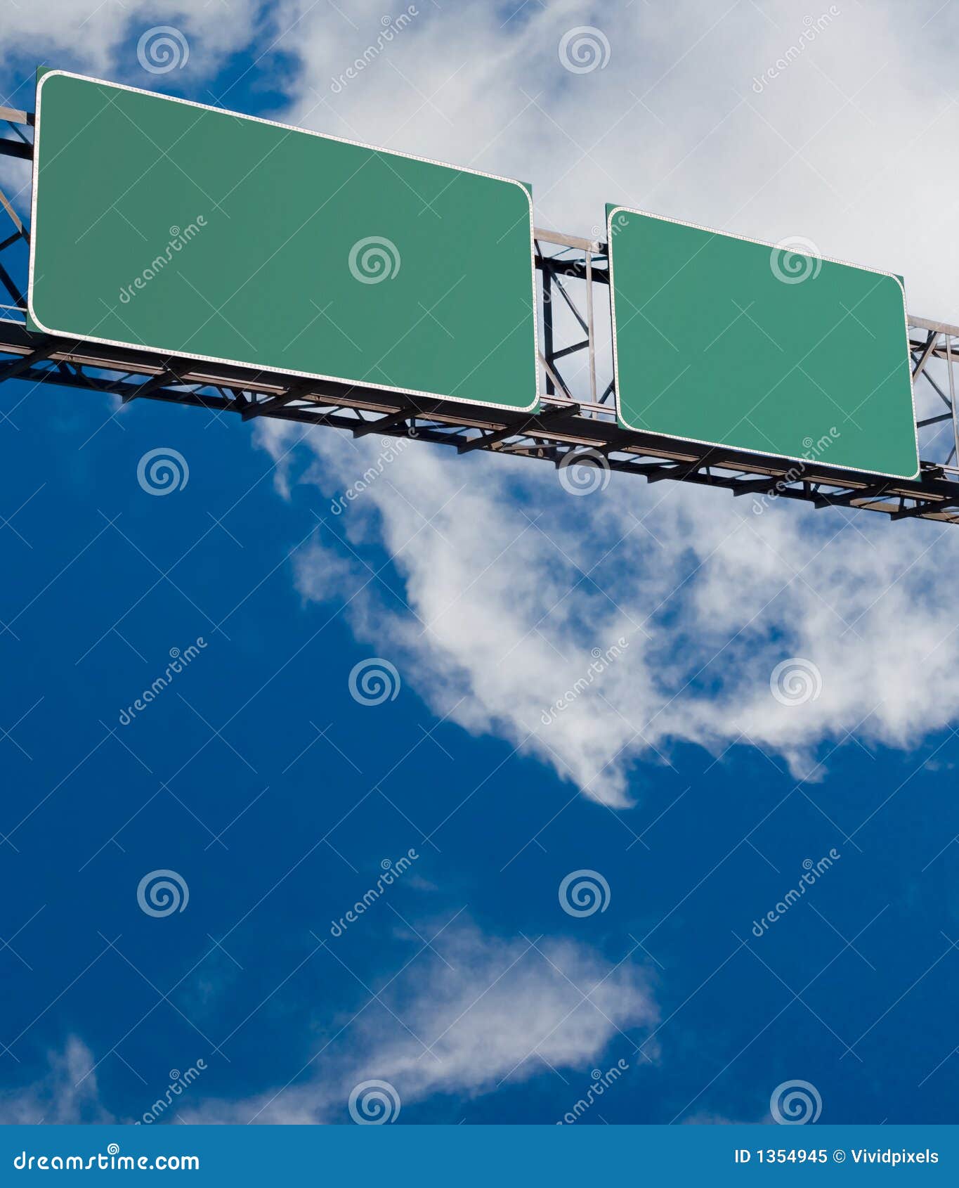 Blank Freeway Sign Stock Photo | CartoonDealer.com #2569890