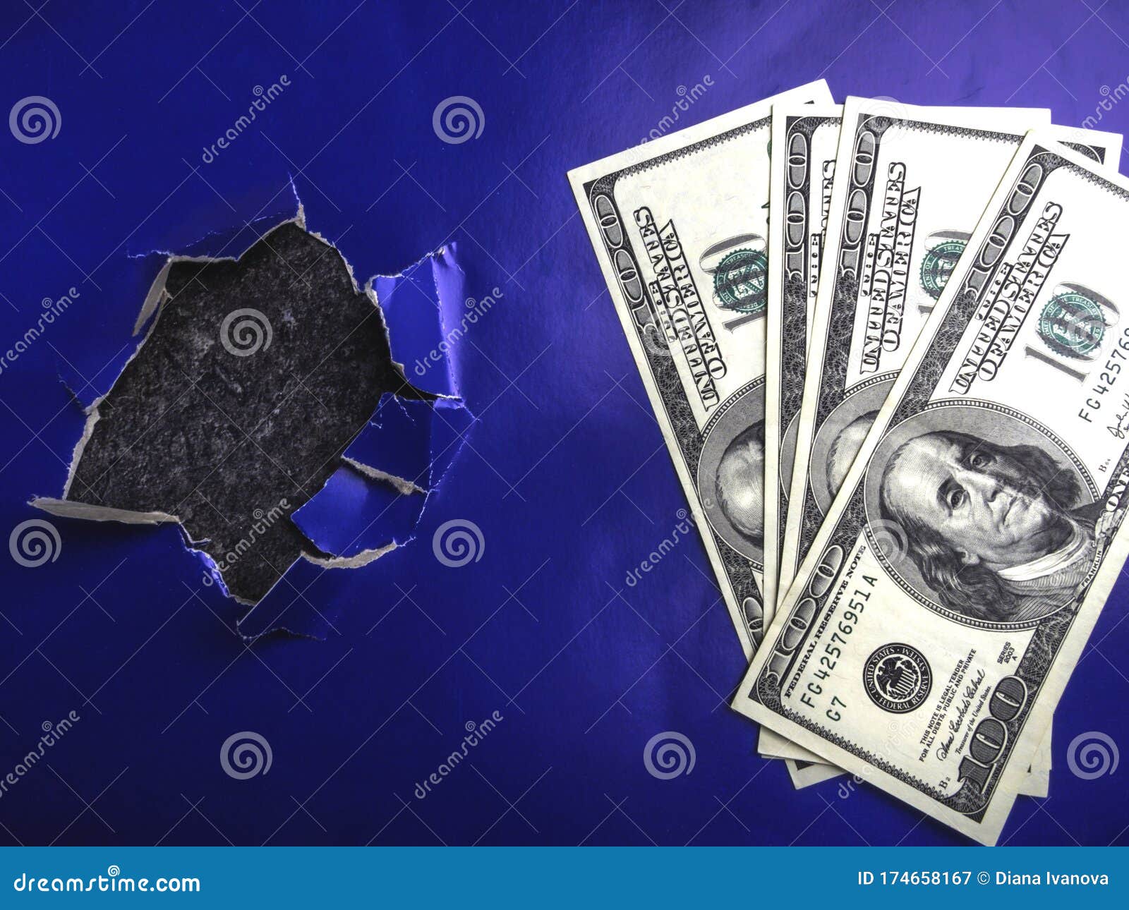 Blank Hundred Dollars Bank Notes and Hole Stock Image - Image of cash ...