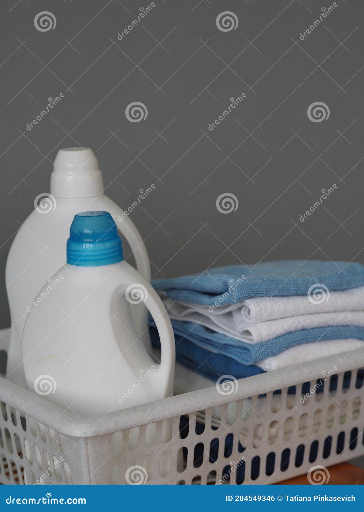 Plastic Bottles for Packaging Laundry Detergent for Washing Clothes ...
