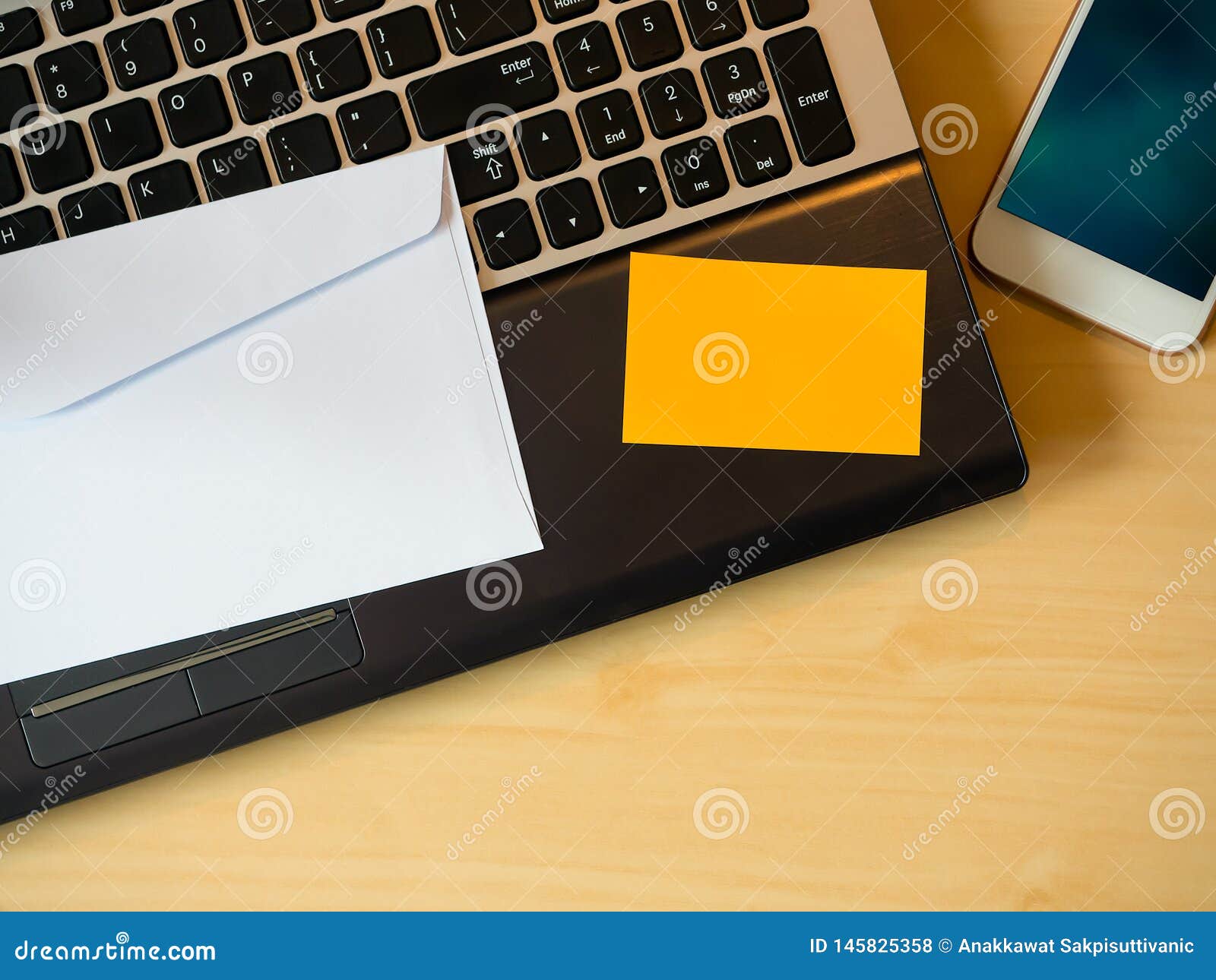 Orange Blank Note on the Table Stock Photo - Image of blank, apply ...