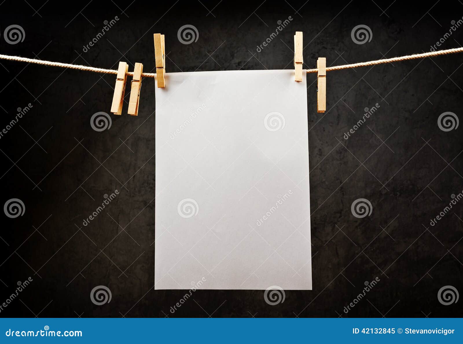 Blank Note Paper Hanging on Rope with Clothes Pins Stock Image - Image ...