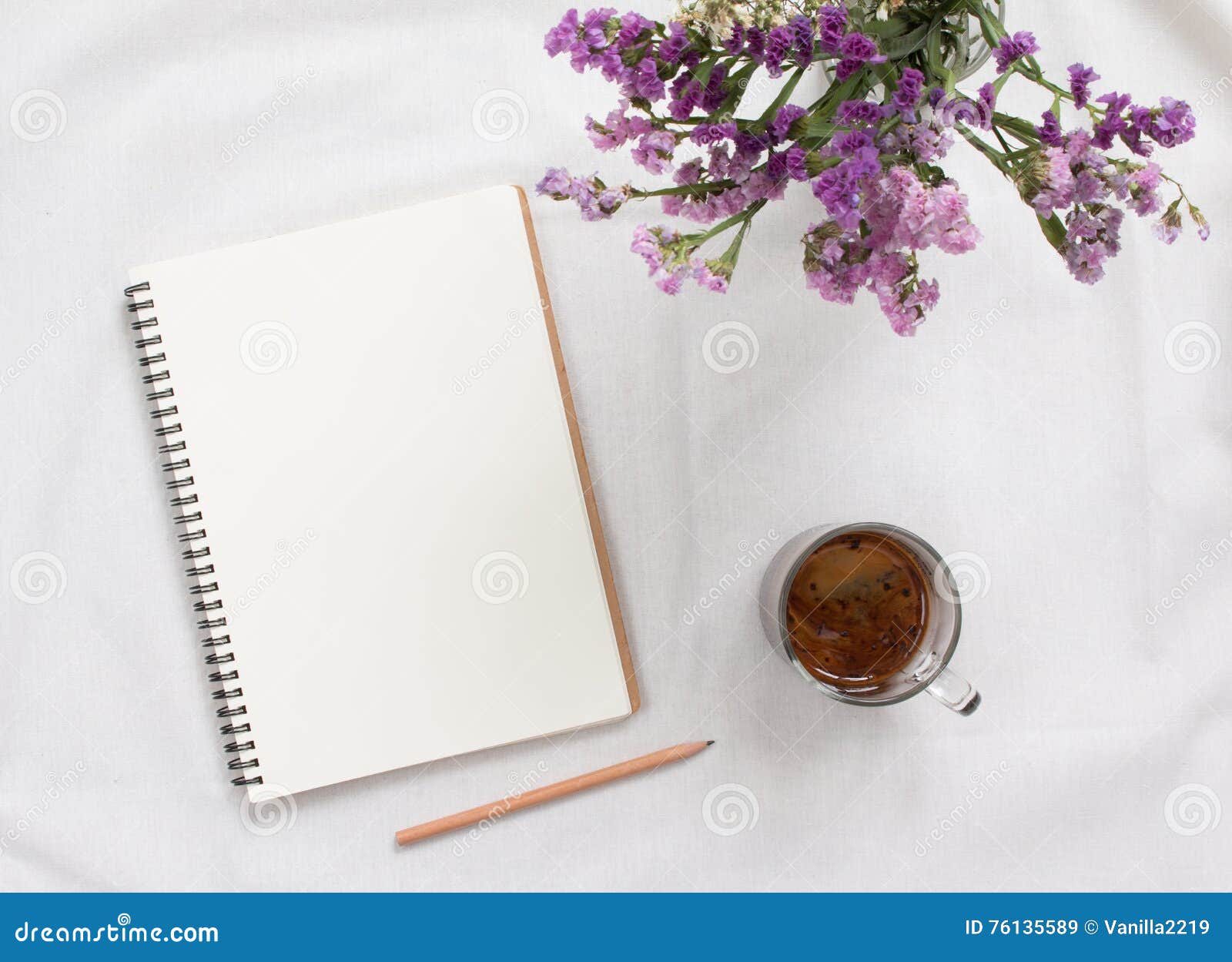 Blank notebook and flower stock image. Image of inspirations - 76135589