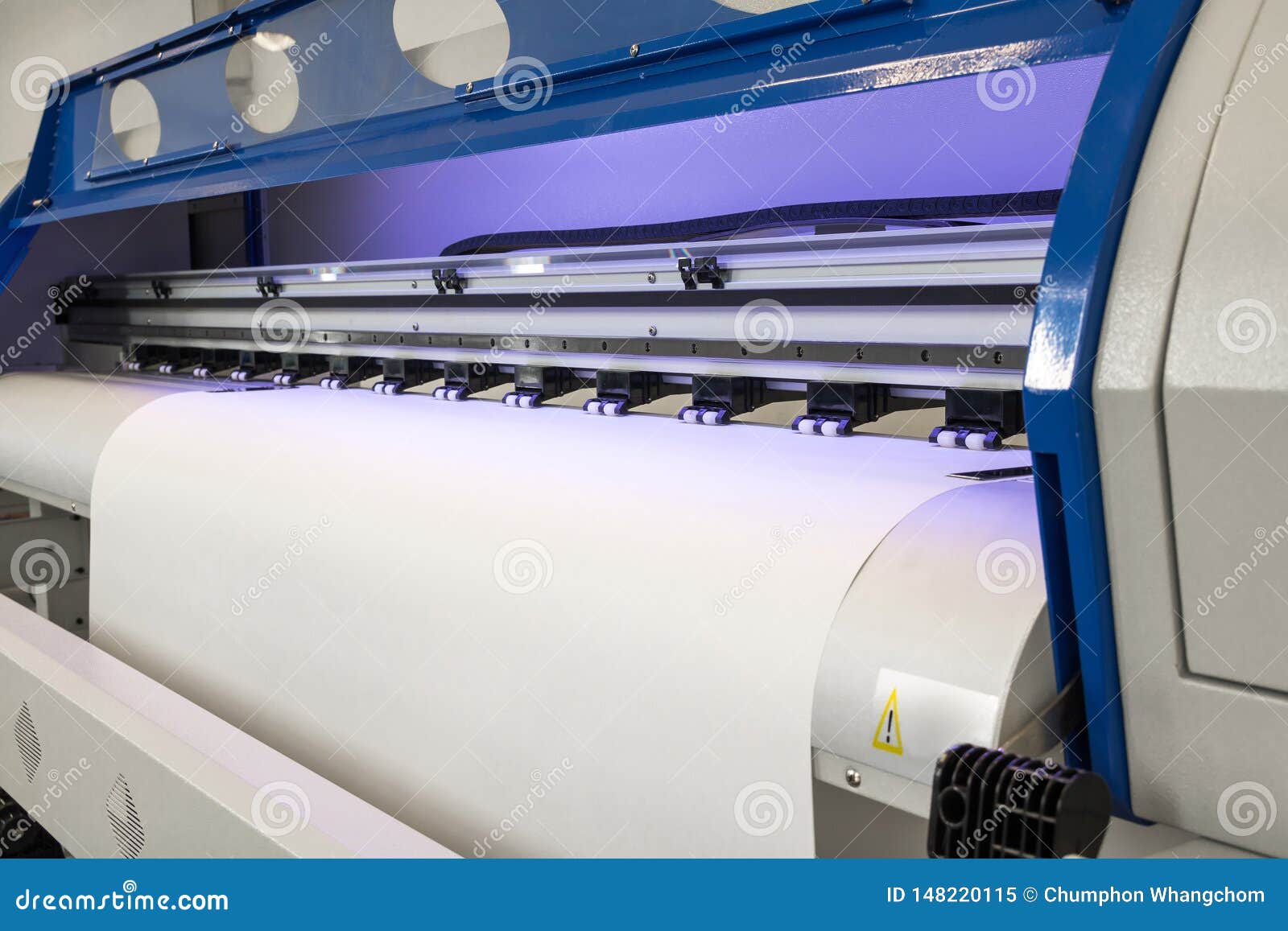 Blank Paper Roll in Large Printer Format Inkjet Machine for Industrial ...
