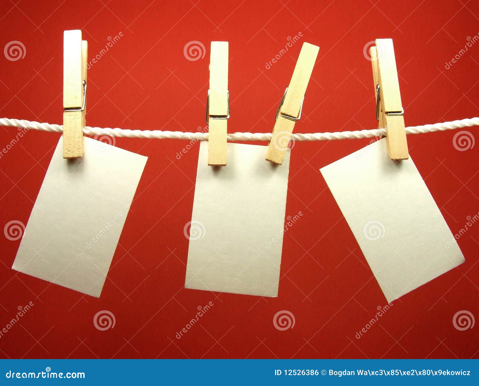Blank Pieces of Paper on Rope Stock Photo - Image of card, label: 12526386