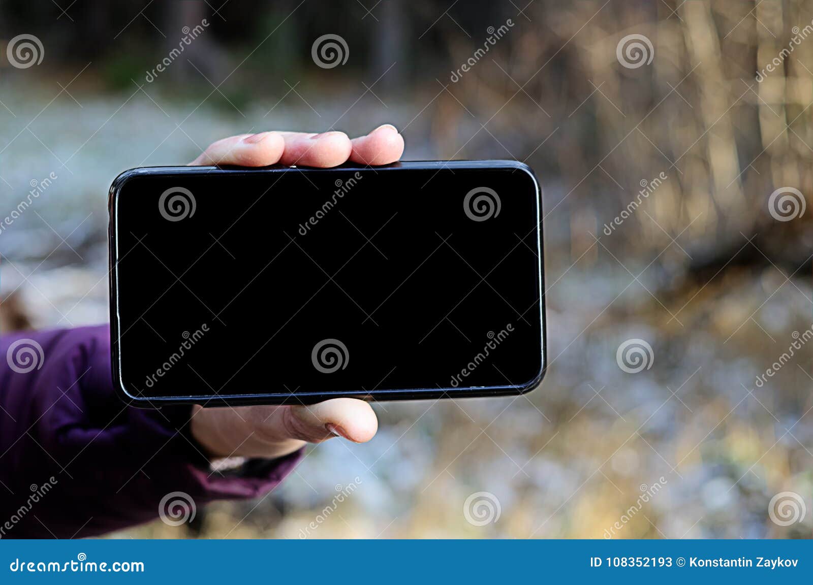 Blank Screen Cell Phone. Horizontal Stock Image - Image of device ...