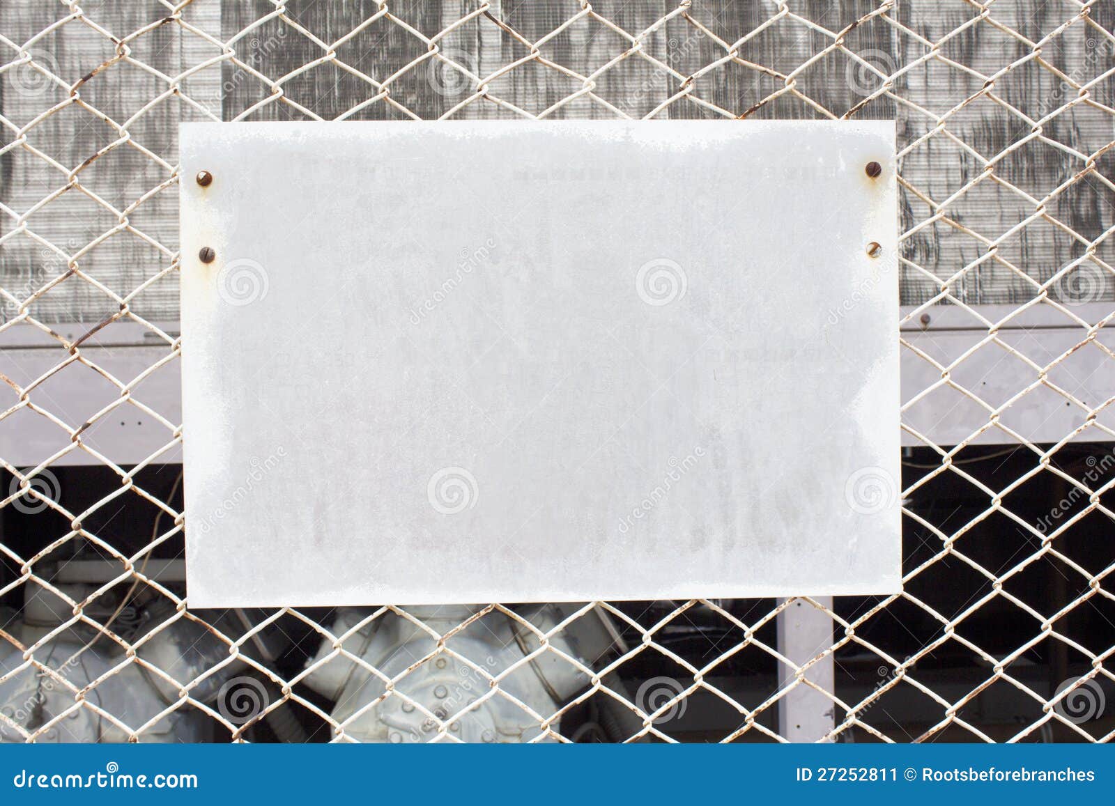 Blank Sign on Chain Link Fence Stock Image - Image of sign, warnings ...