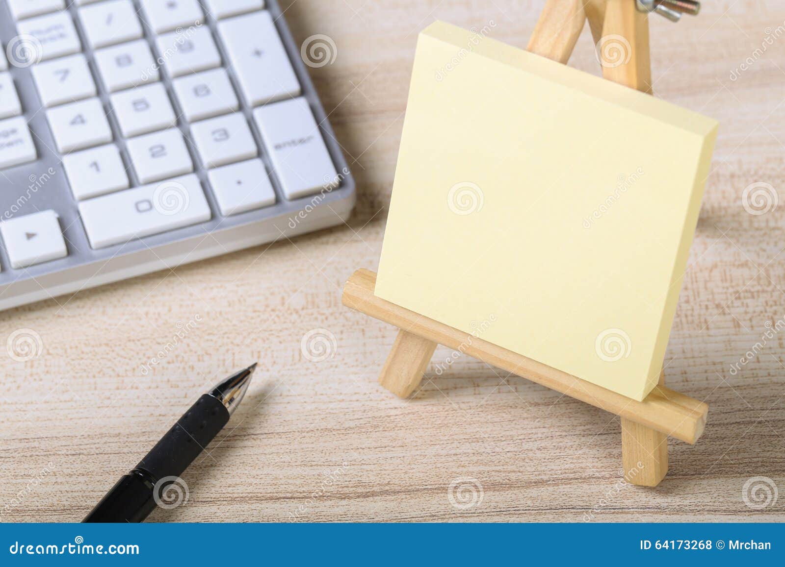 Blank Sticky Note with Keyboard Stock Photo - Image of search ...