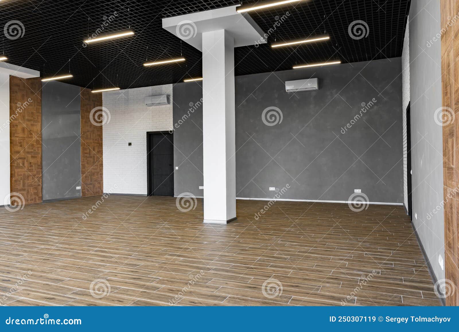 Blank Walls in Empty Loft Style Industrial Office Stock Image - Image ...