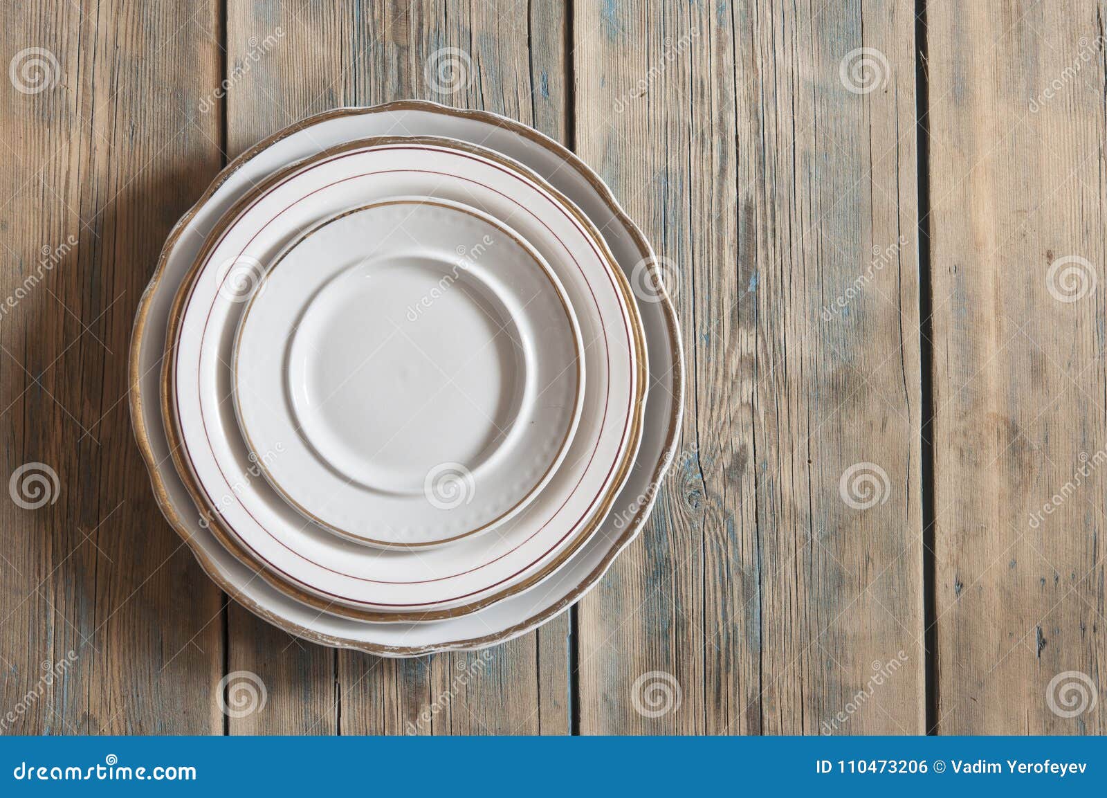 Blank White Dish on a Wood Background. Stock Photo - Image of table ...