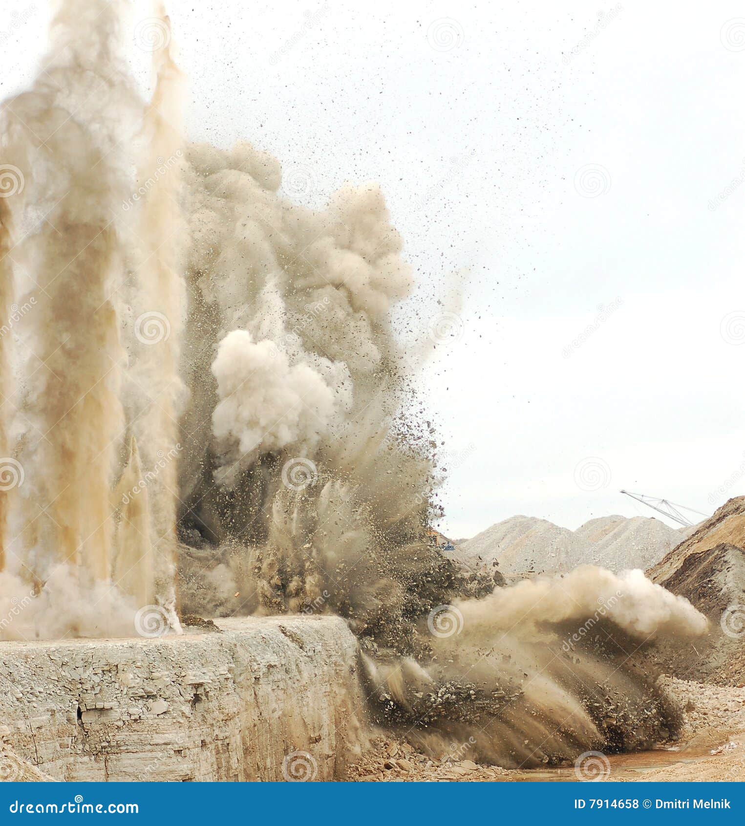 Blast in open pit stock photo. Image of burst, technology - 7914658