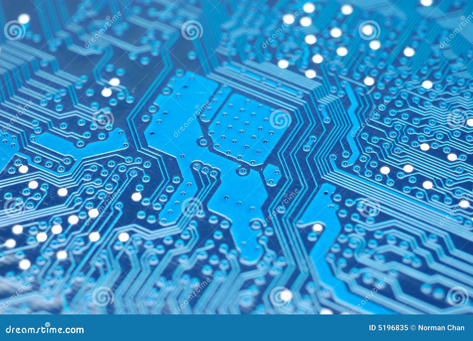Blaue Leiterplatte stockbild. Bild von teil, modul, karte - 5196835