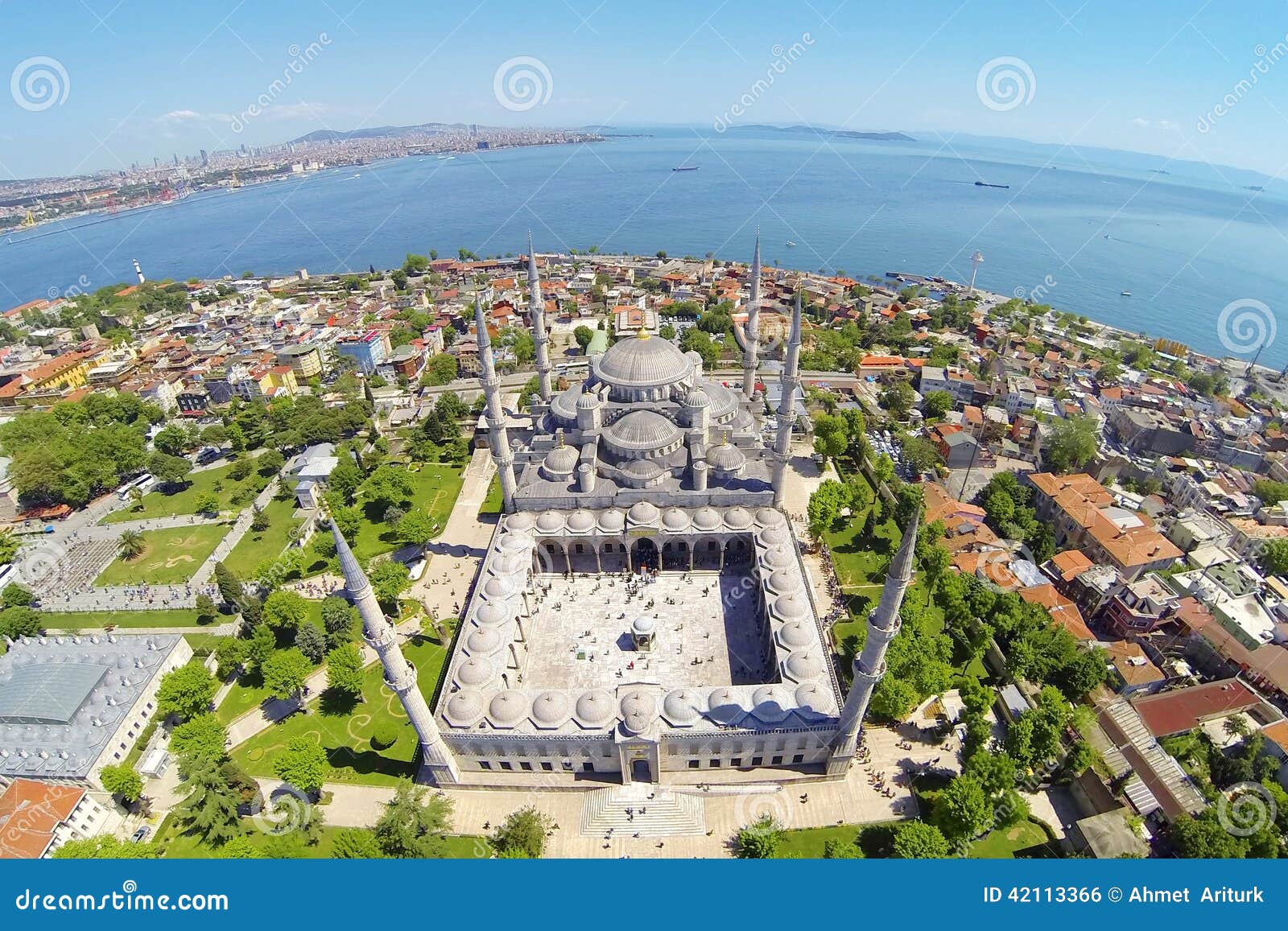 Blaue Moschee In Istanbul, Die Türkei, Von Der Luft Stockfoto - Bild ...