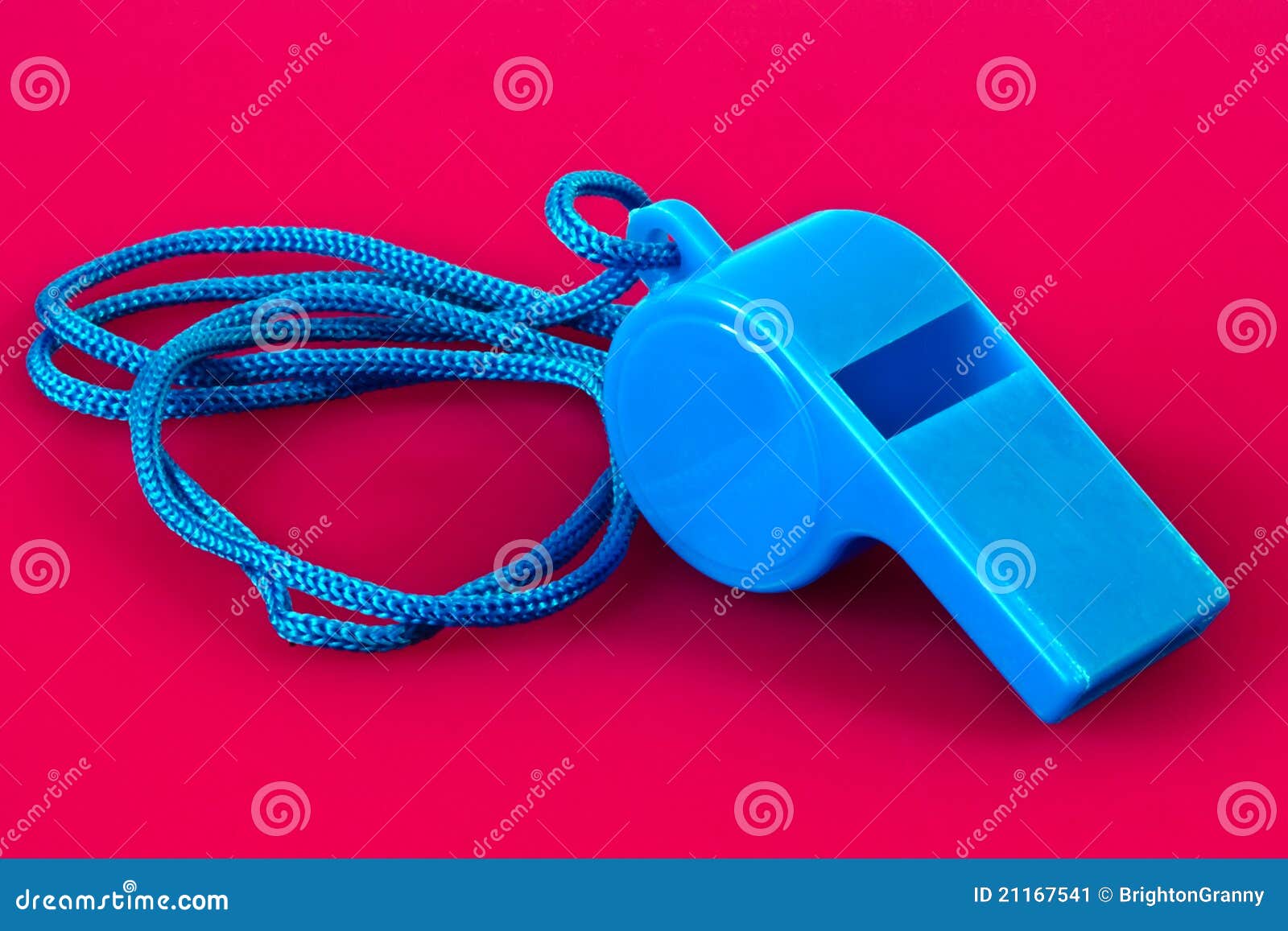 Blauw plastic fluitje stock afbeelding. Image of plastiek - 21167541