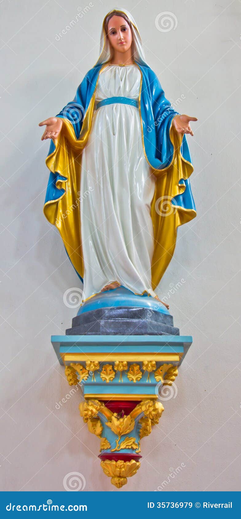 Blessed Virgin Mary statue stock image. Image of holy - 35736979