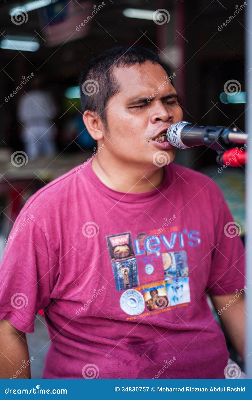 Blind Singer editorial photography. Image of industry - 34830757