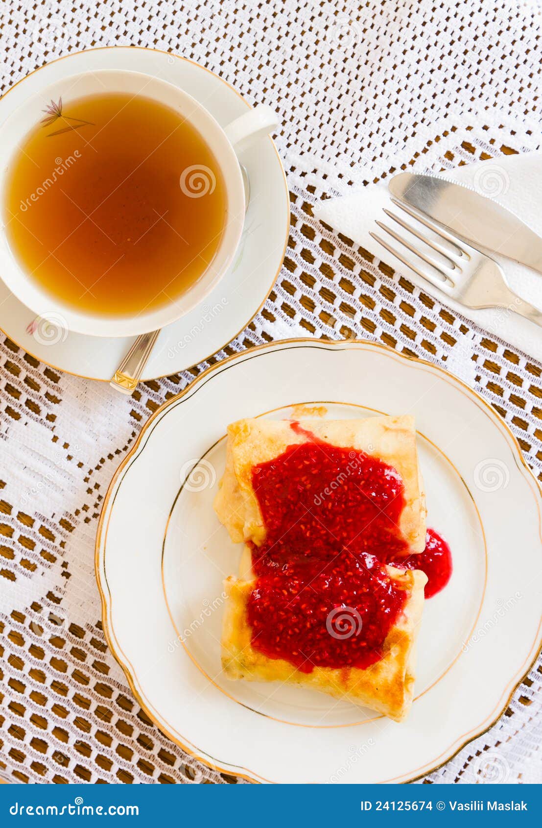 Blini. Traditional Ukrainians Pancakes Stock Photo - Image of linen ...