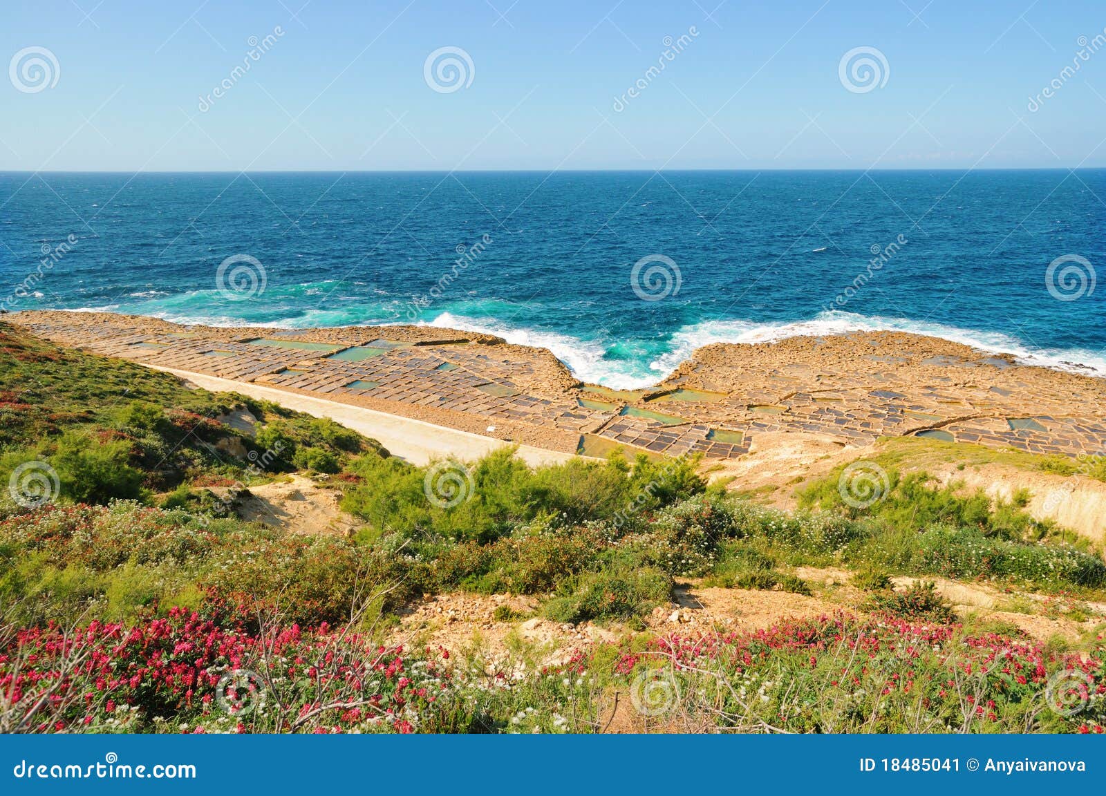 Blisko Solankowego Niecki Zebbug Gozo Wyspa Malta Obraz Stock - Obraz ...