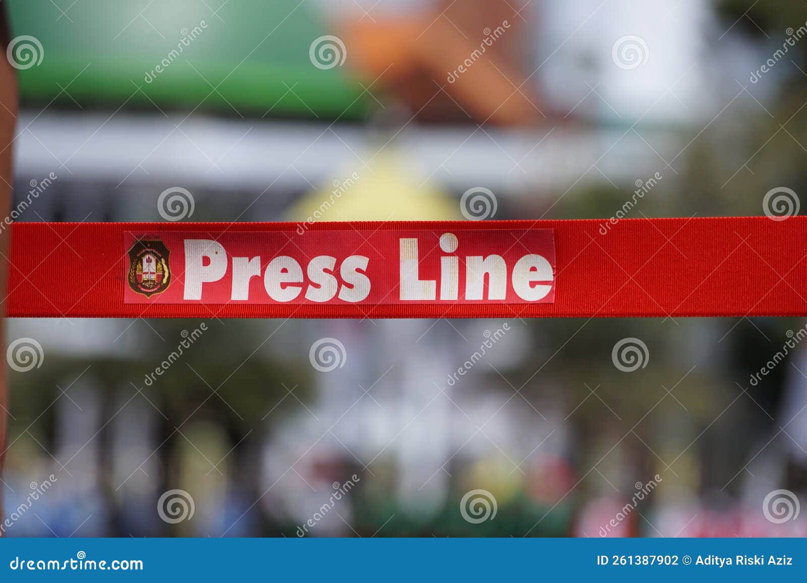 Press line for journalist editorial photography. Image of pressman ...