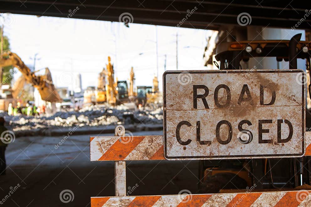 Blocchetti Chiusi Access Della Barriera Della Strada a Major Interstate ...