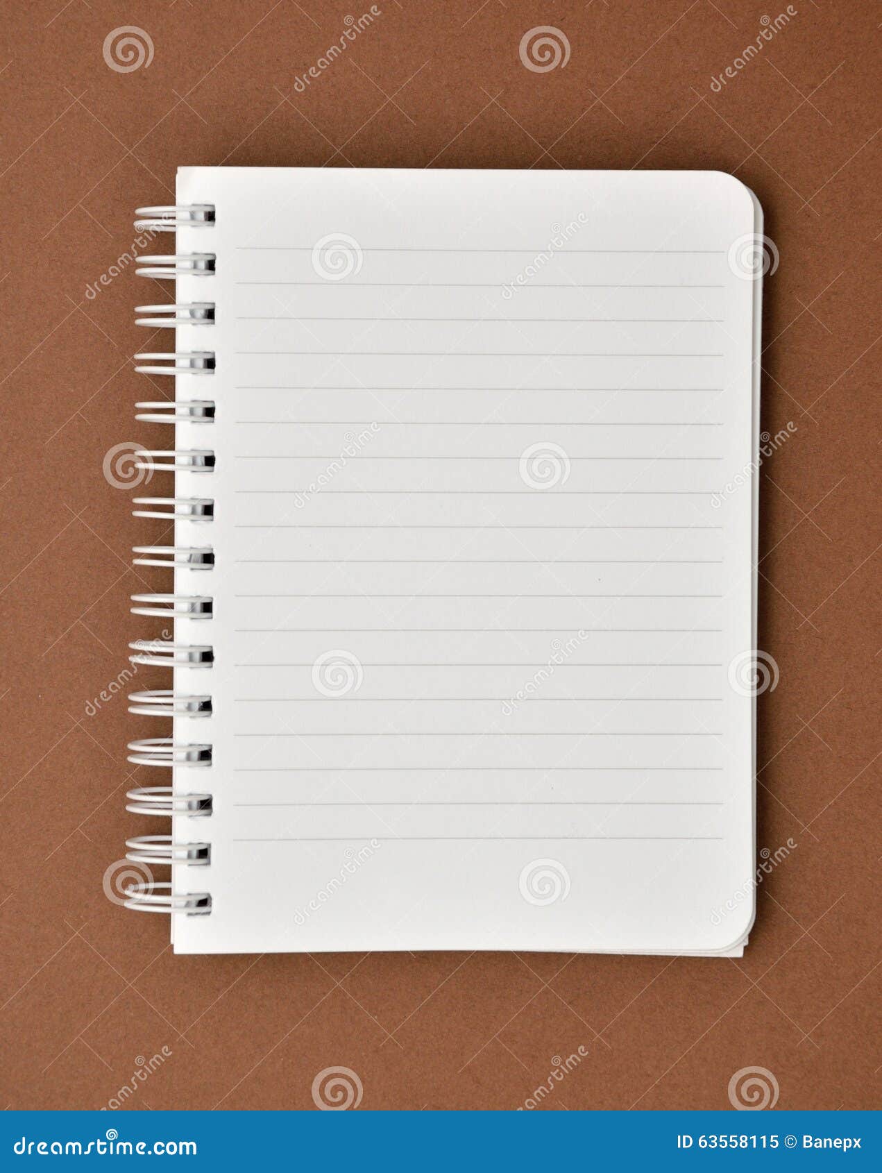 Blocco Note in Bianco Con Le Linee Immagine Stock - Immagine di appunto ...