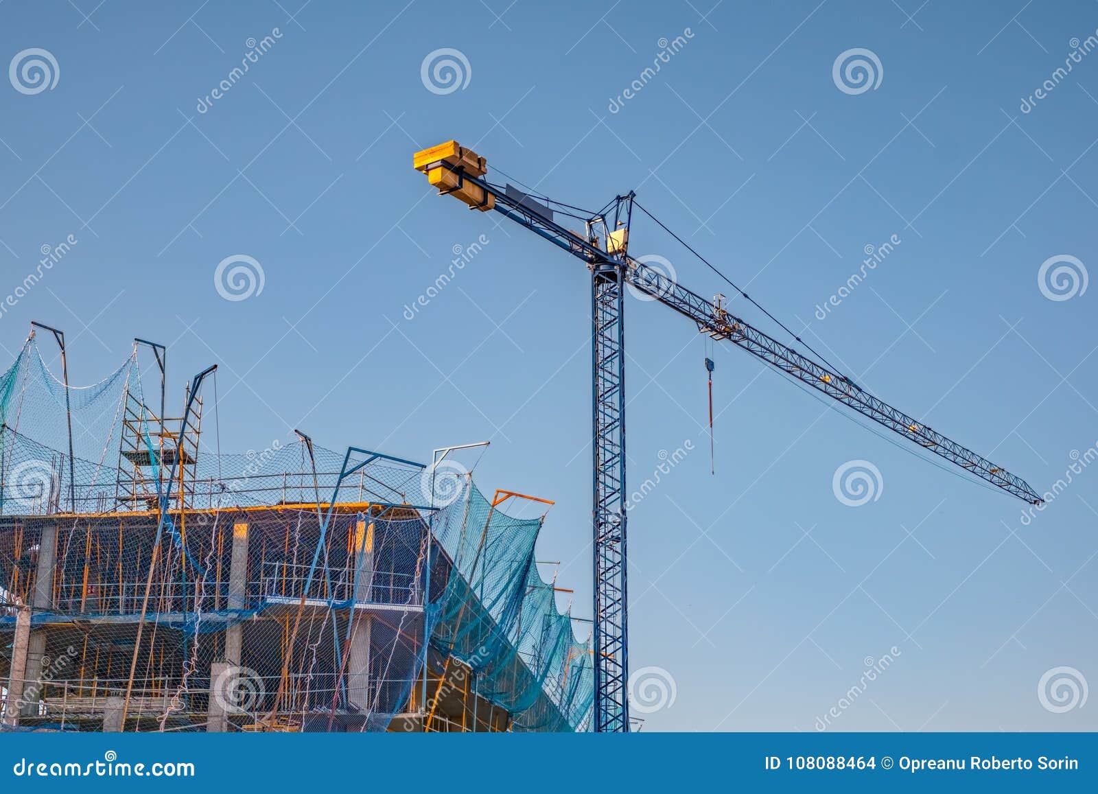 Block in Construction and Crane Stock Photo - Image of home, cement ...