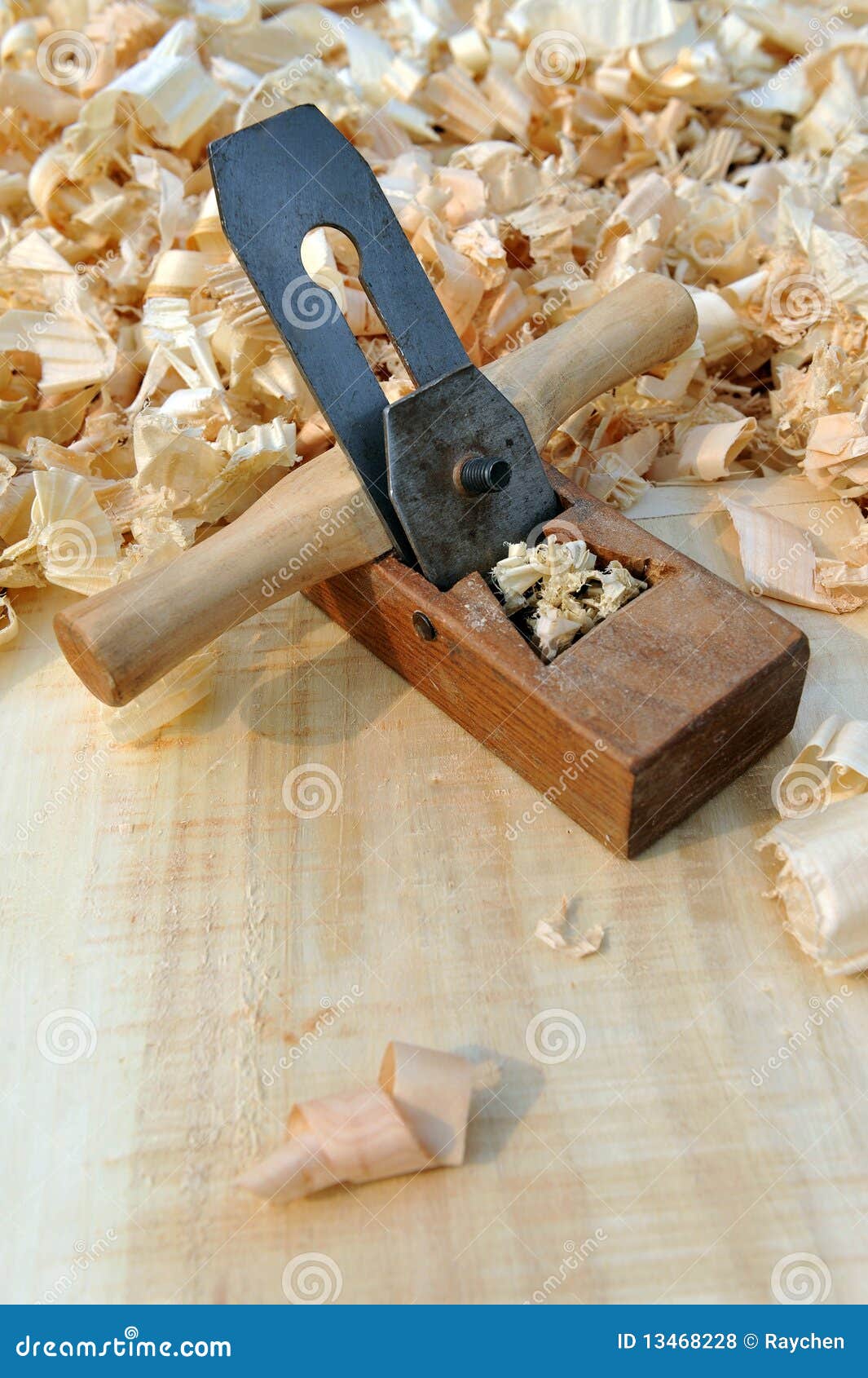 Block plane and shavings stock photo. Image of hand, woodworking - 13468228