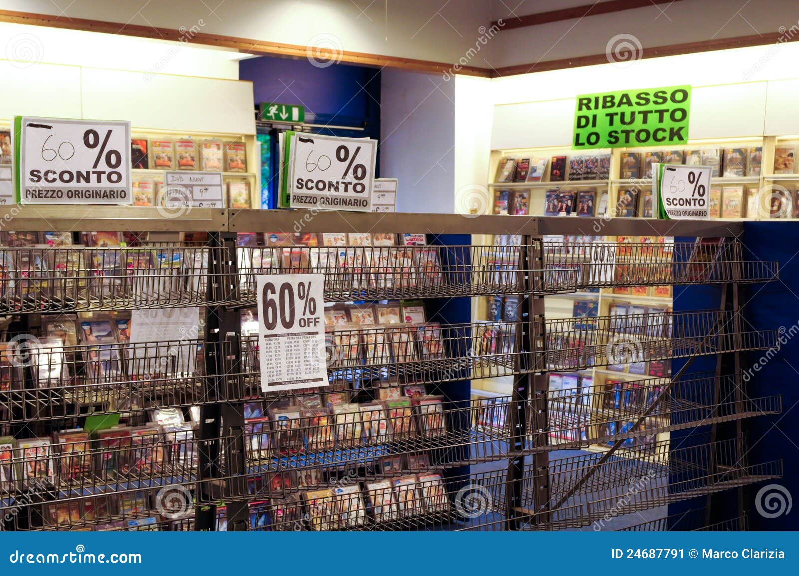 Blockbuster closedown editorial photo. Image of marked - 24687791