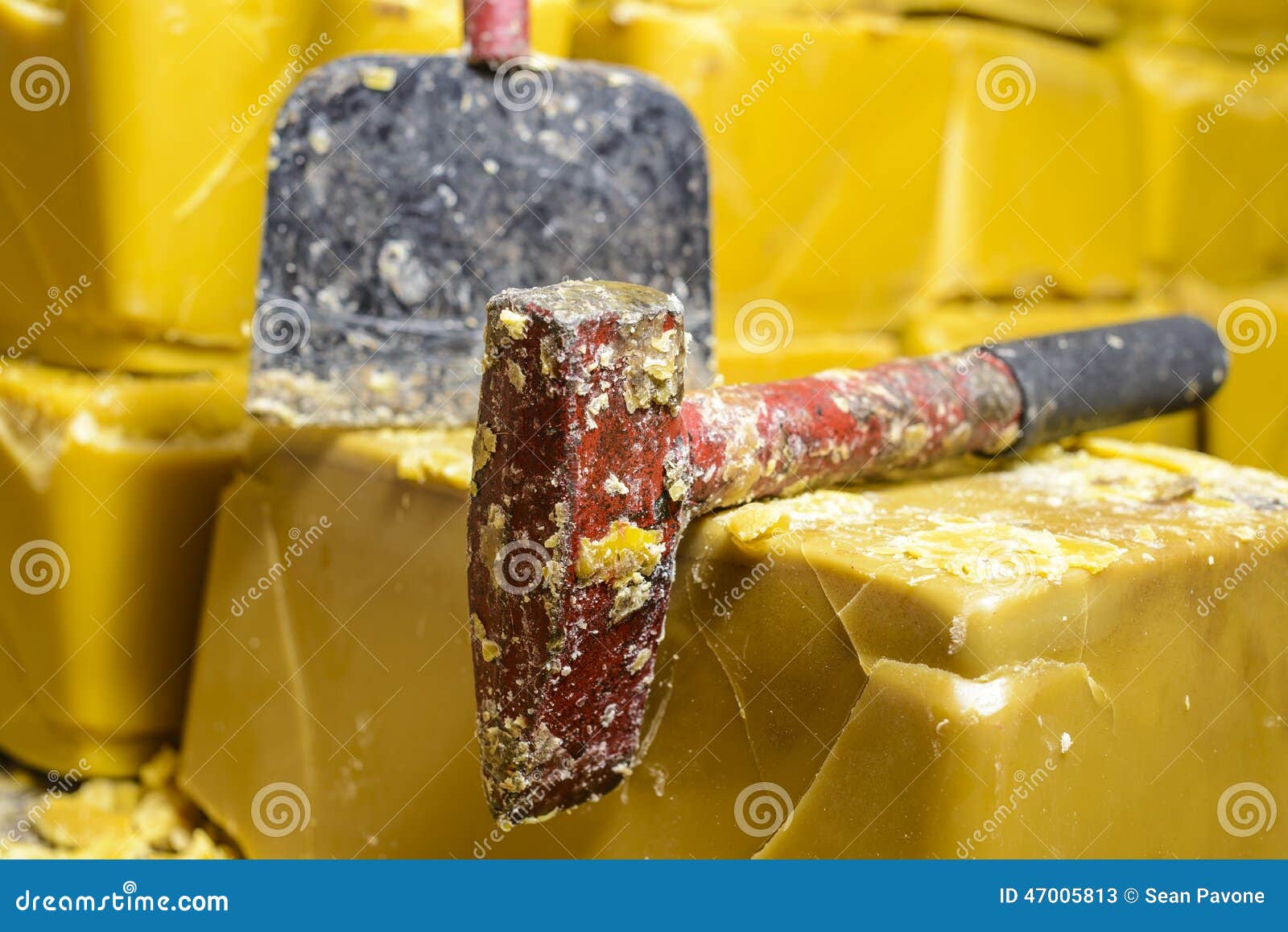 Blocs de cire d'abeille image stock. Image du usine, piquet - 47005813