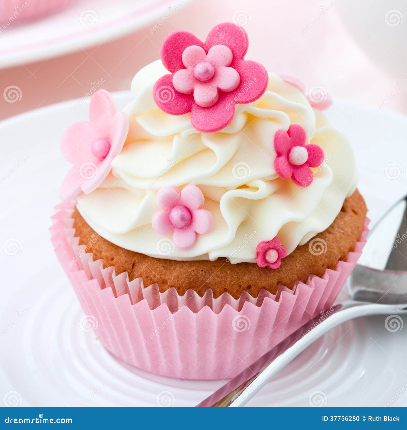 Cupcake Rosa CupCakes 38 – Beertjes | Taart & Koek