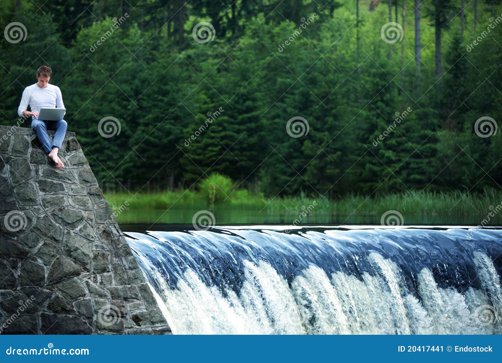 Blogging in nature stock image. Image of creation, investment - 20417441