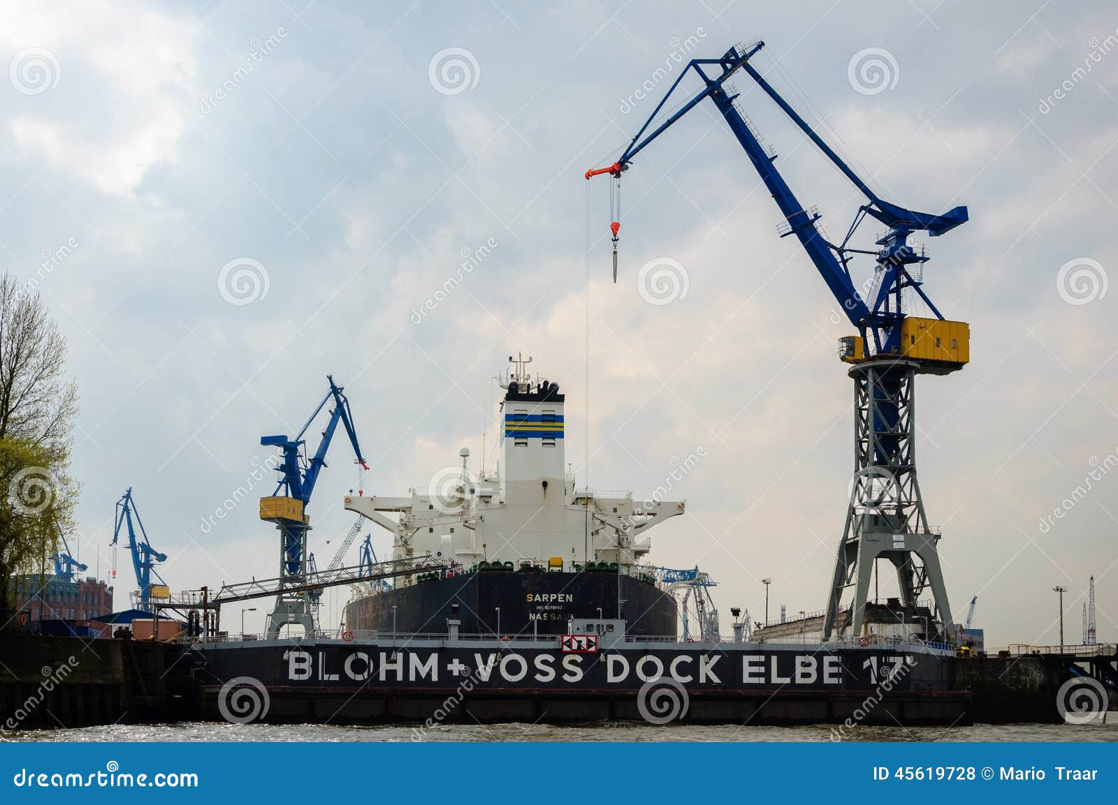 Blohm and Voss Dock Hamburg Editorial Stock Photo - Image of ship, city ... Blohm and Voss Dock Hamburg Editorial Stock Photo - Image of ship, city ...
