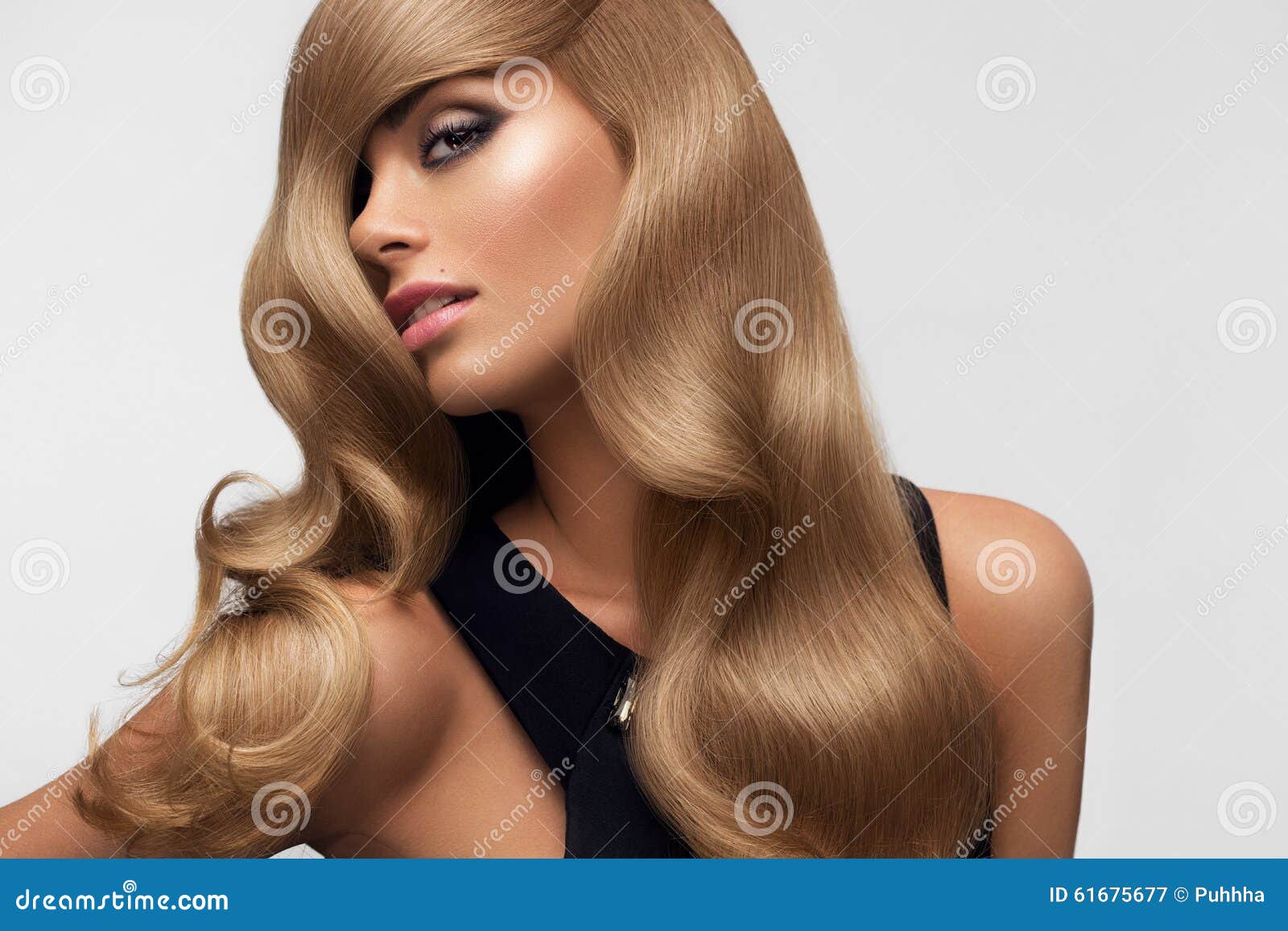 Blond Hair Portrait Of Beautiful Blonde With Long Wavy Hair Hi Stock