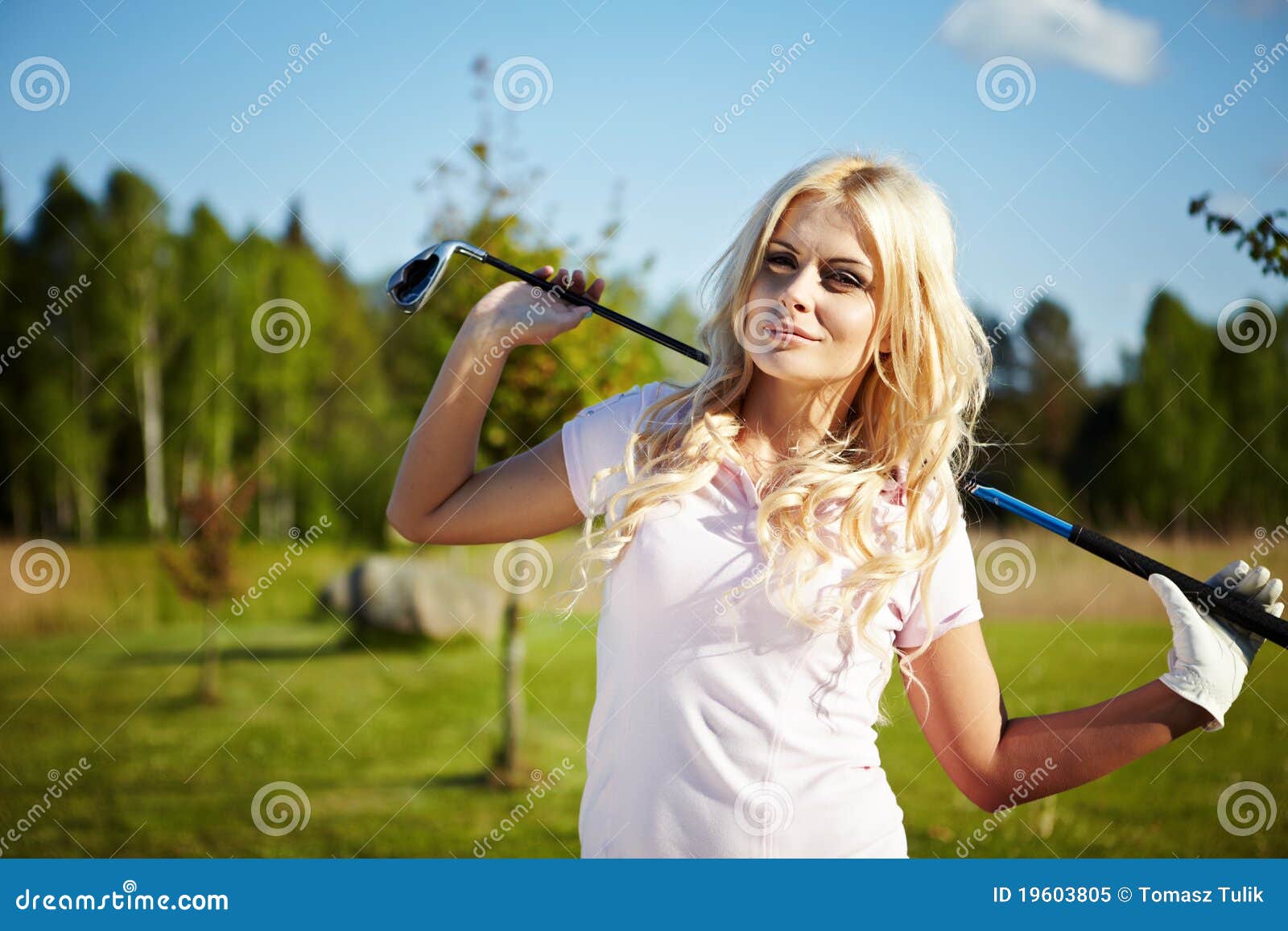 Blonde girl play golf stock image. Image of playing, play - 19603805
