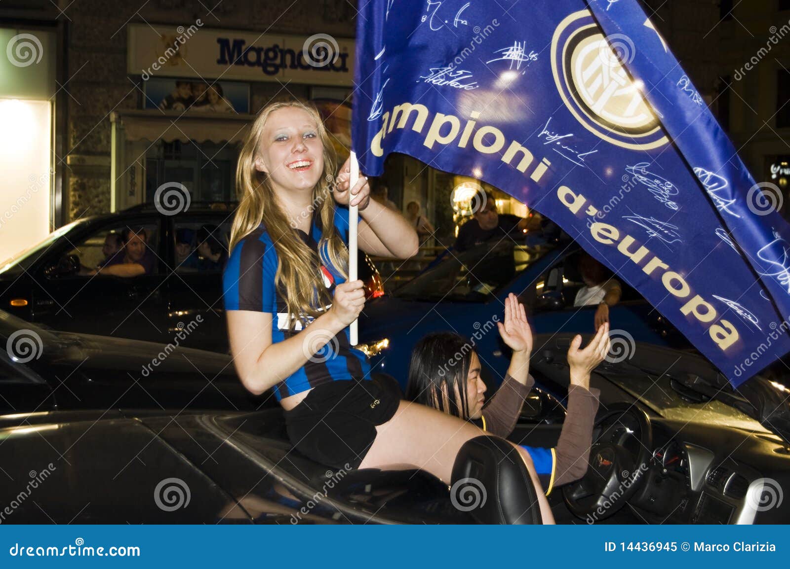 Blonde inter supporter editorial image. Image of league - 14436945