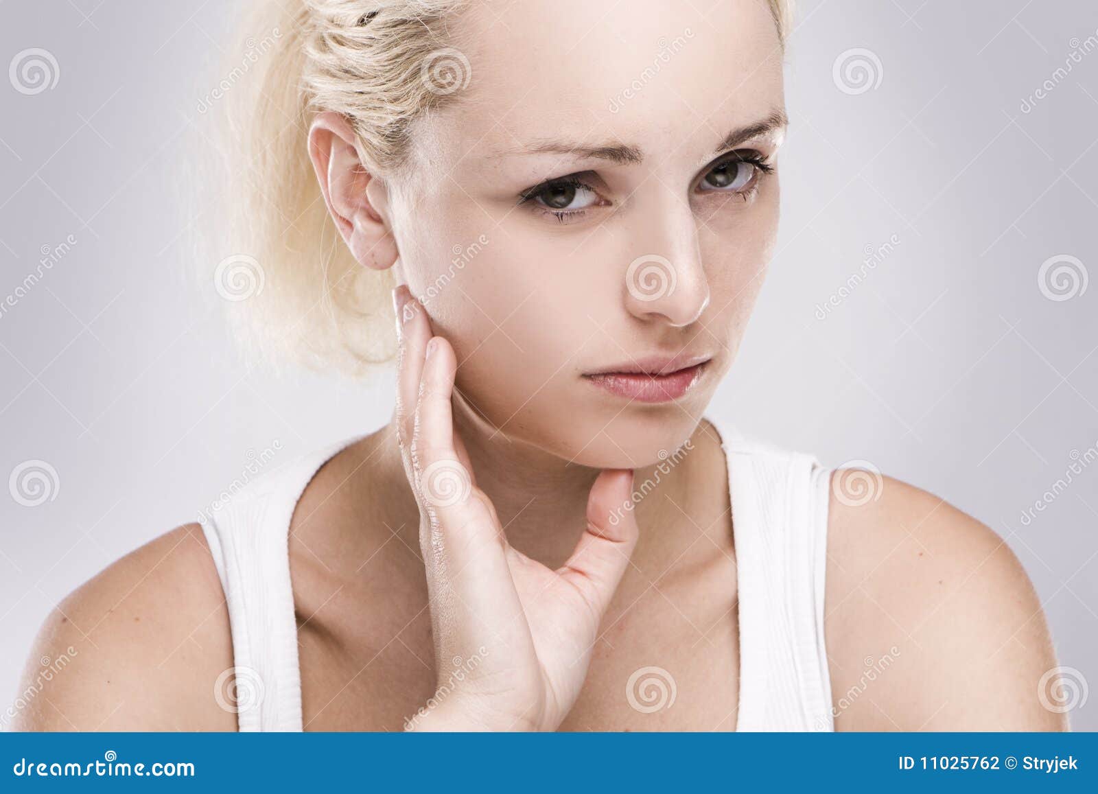 Blonde Woman with Toothache Stock Photo - Image of people, cheeks: 11025762
