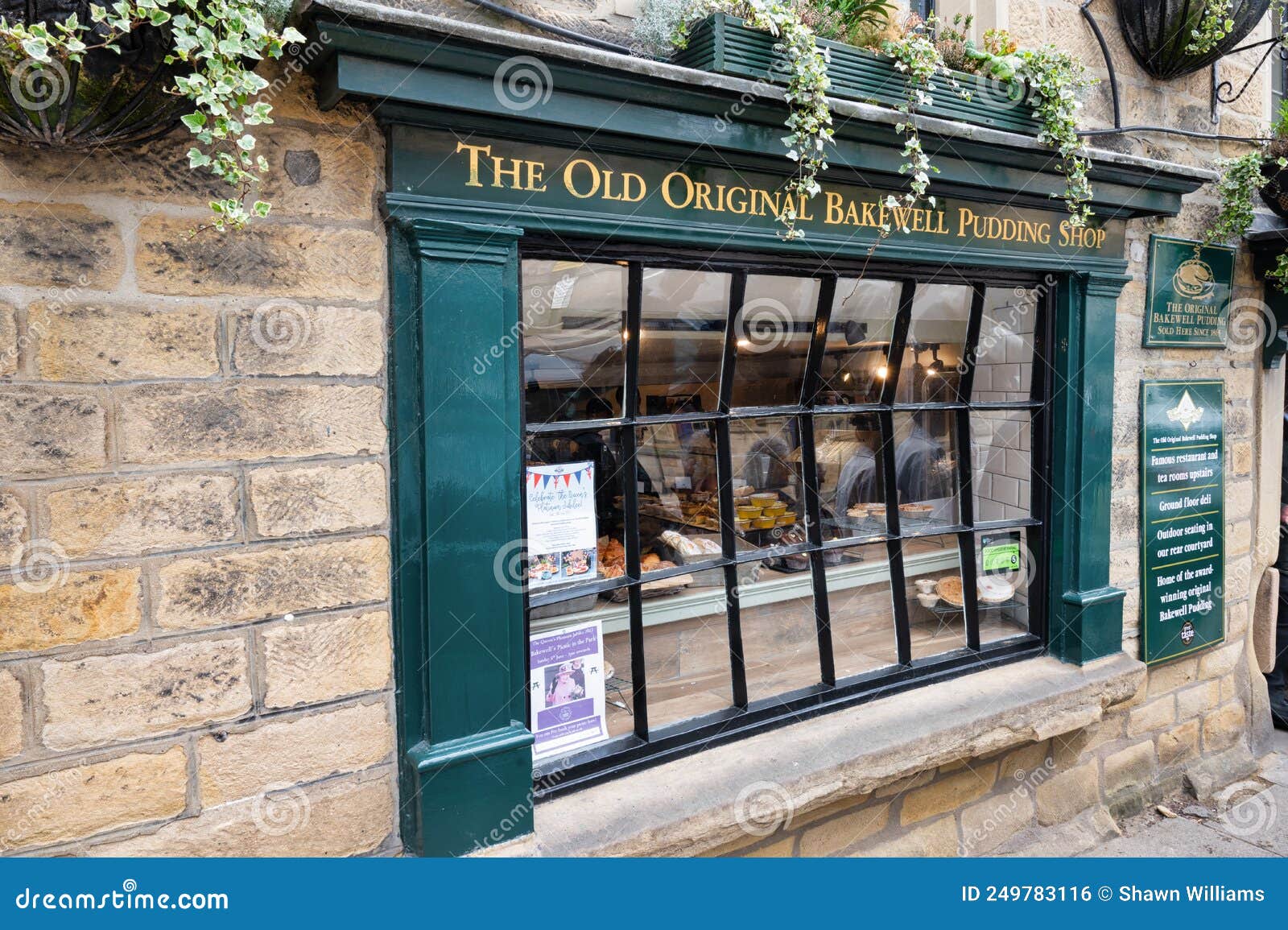 Bloomers Bakery editorial photo. Image of shop, english - 249783116