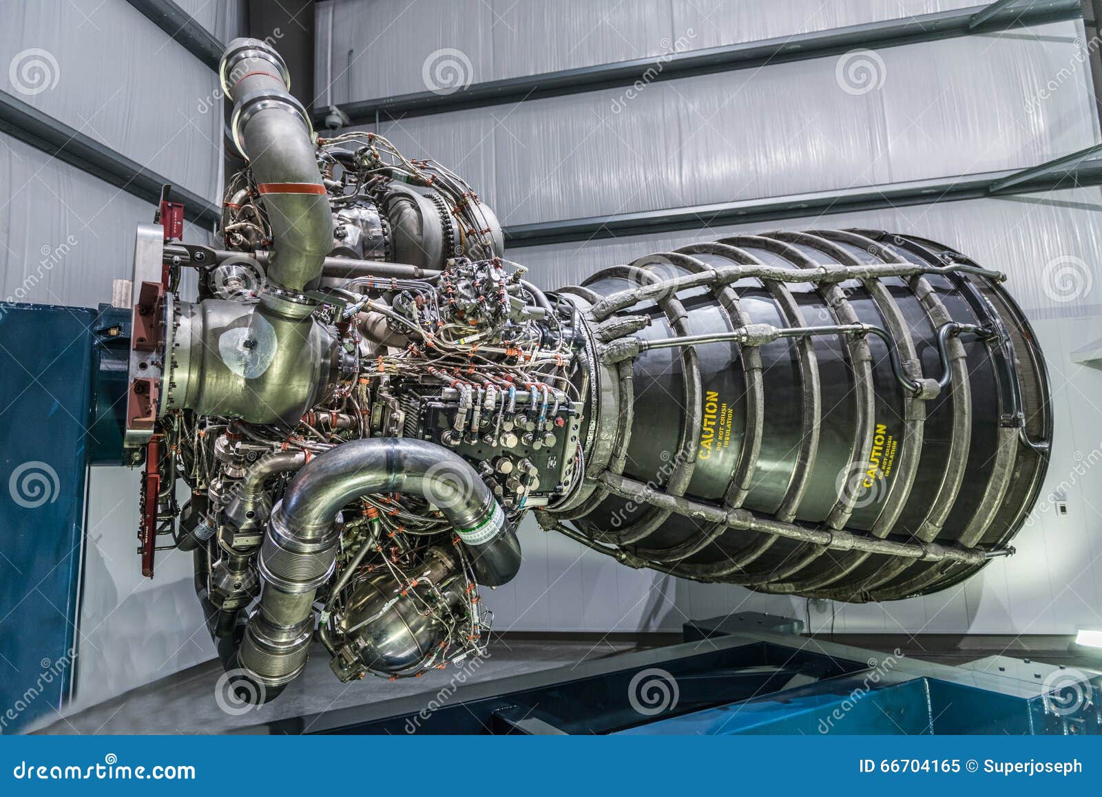 Blootgestelde De Motor Van De Raket Stock Afbeelding - Image of ...