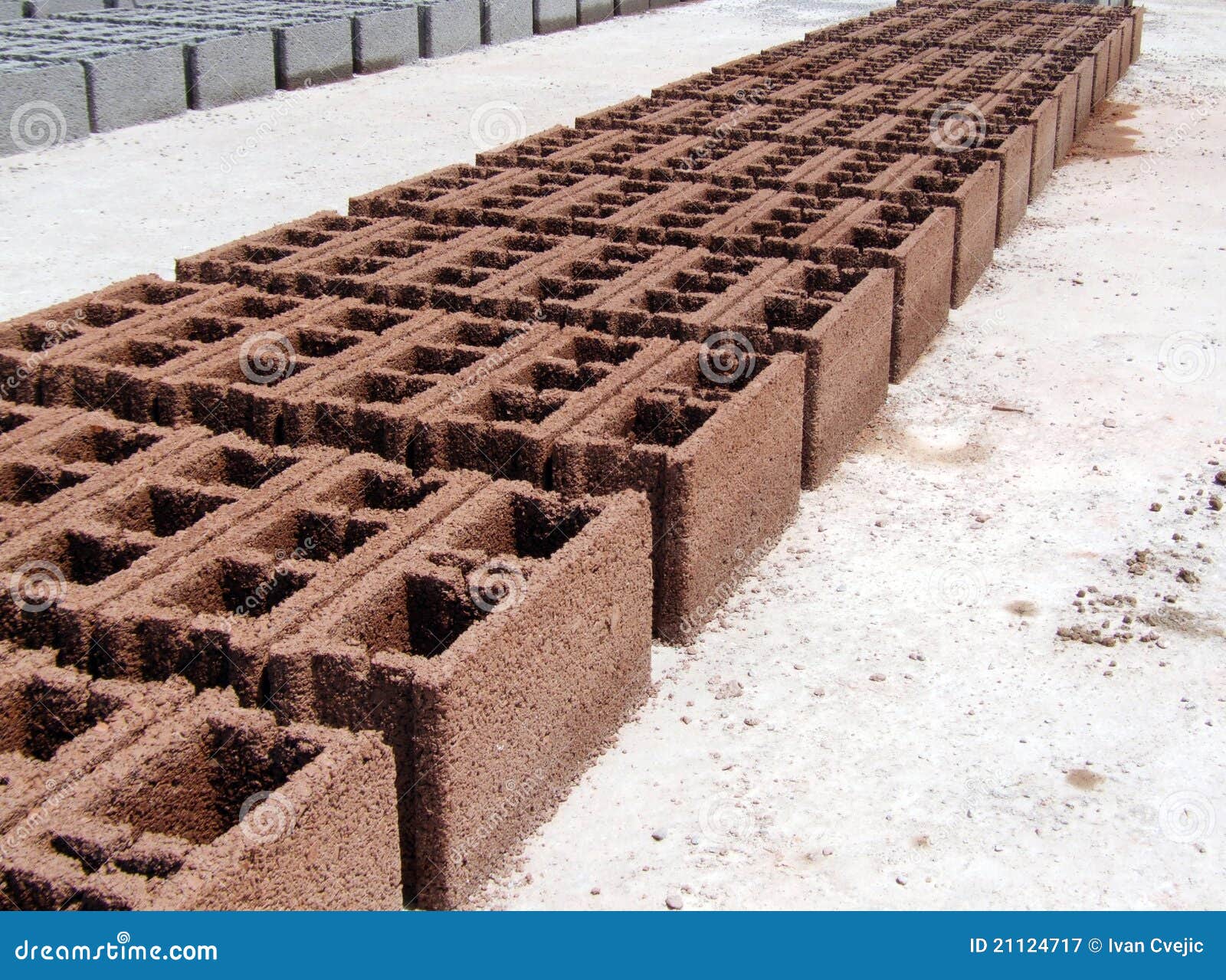 Bloques De Cemento - Naranja Roja - Perspectiva Imagen de archivo ...