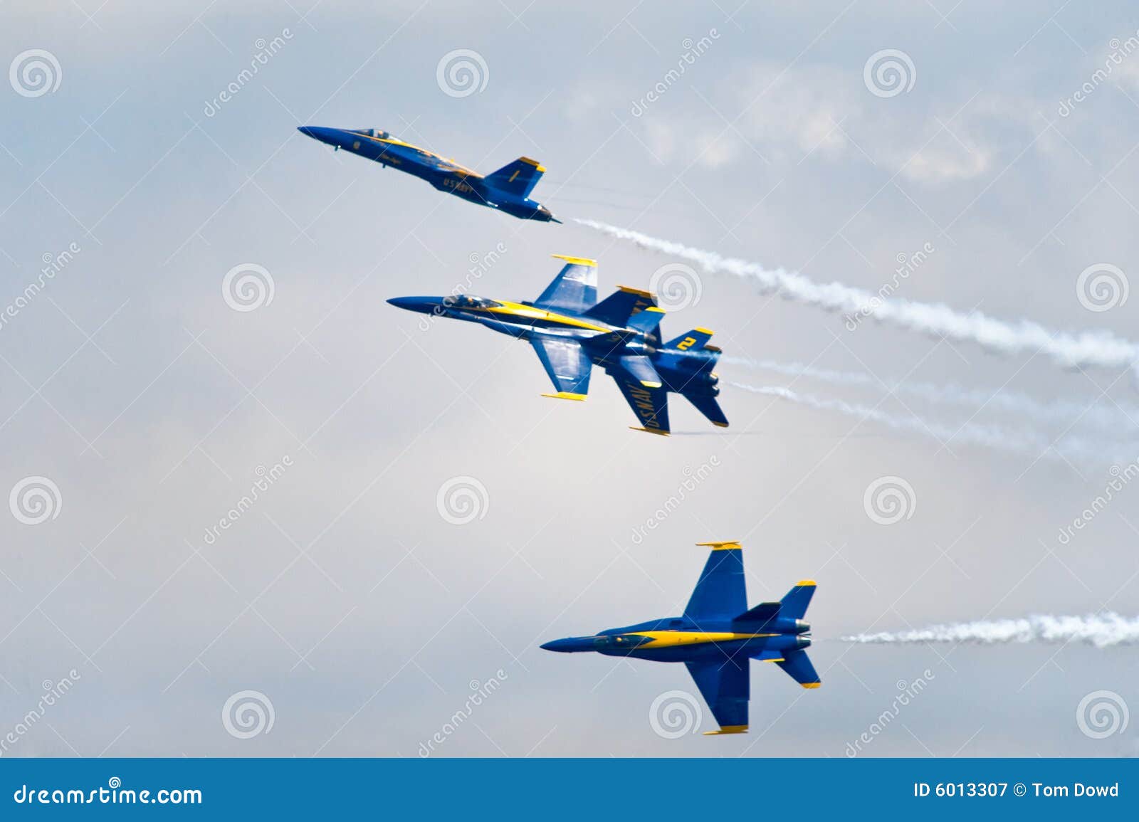 Blue Angels Formation editorial photography. Image of stunt - 6013307