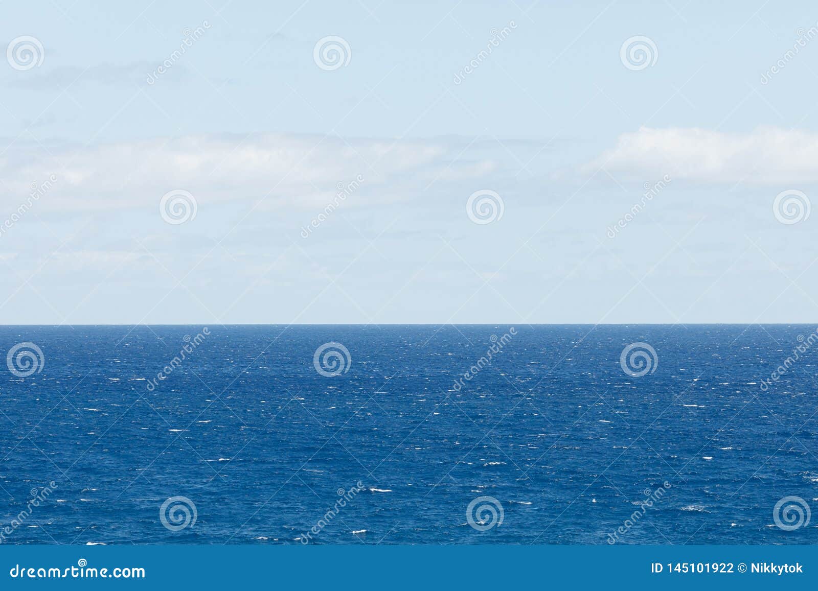 Blue Atlantic Ocean Background Stock Photo - Image of skyline, horizon ...