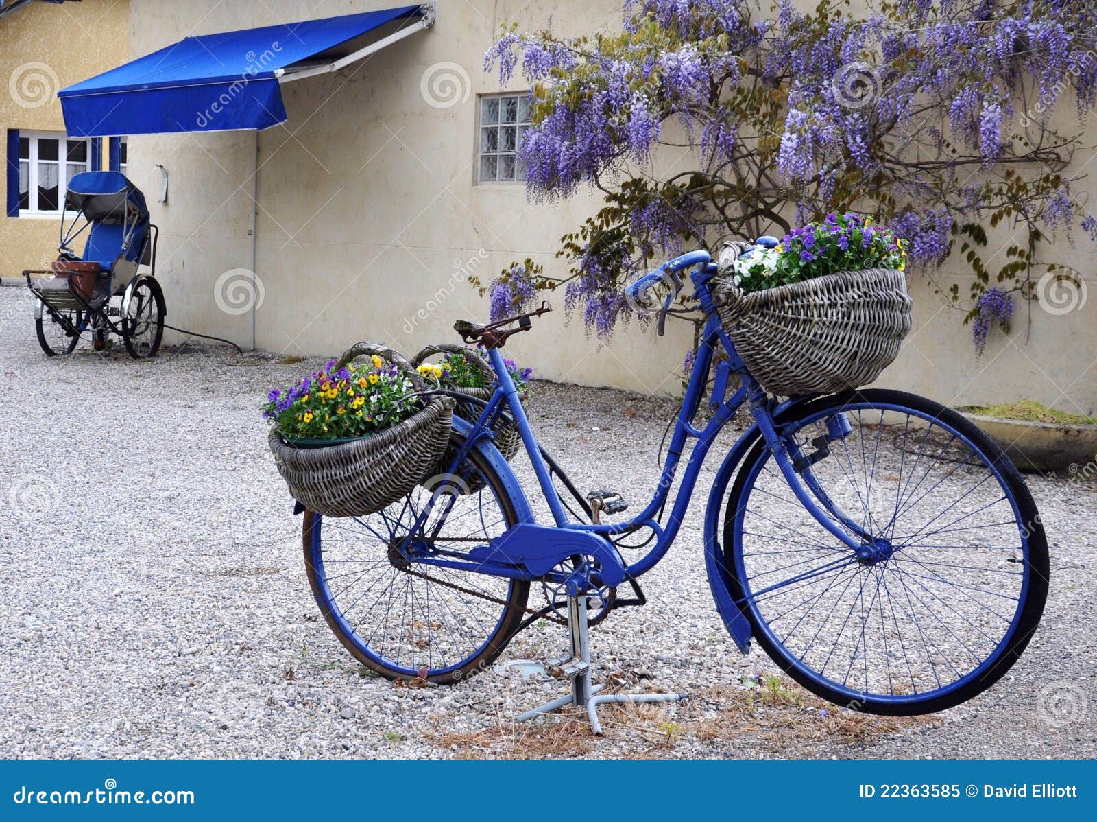 The blue bike stock image. Image of frenchman, cycle - 22363585