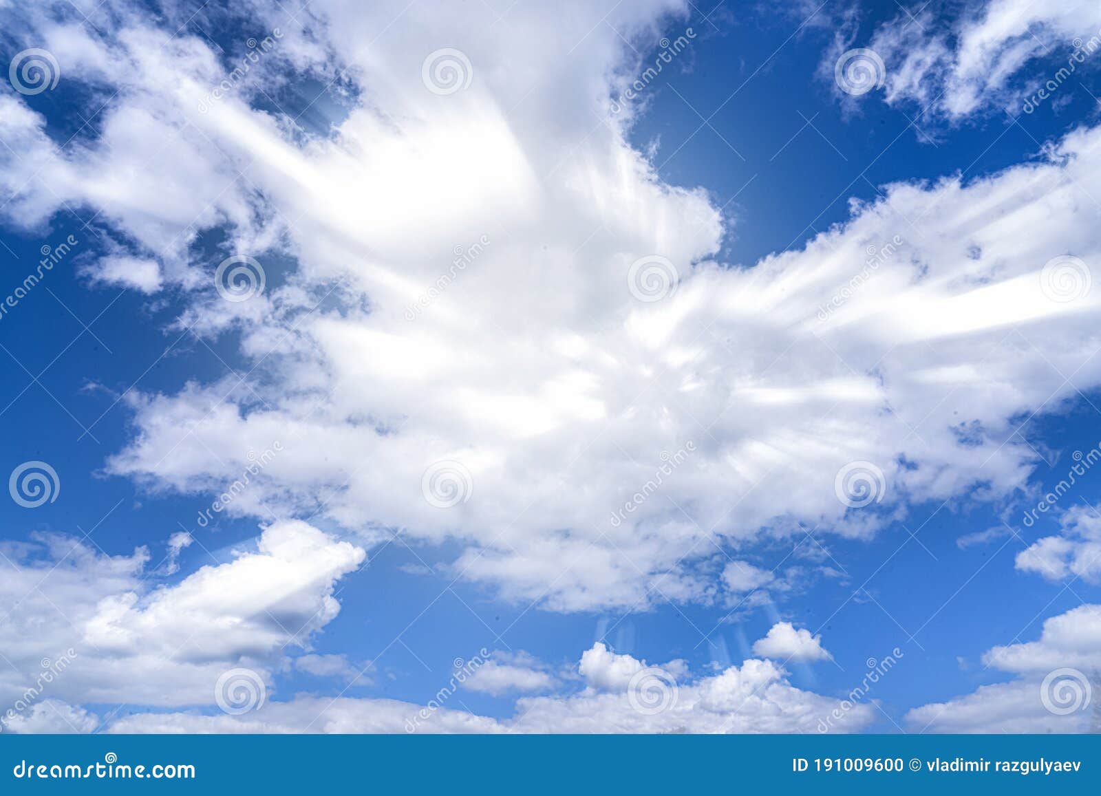 Blue Bright Contrasting Cold Sky, the Sun`s Rays Break through the ...